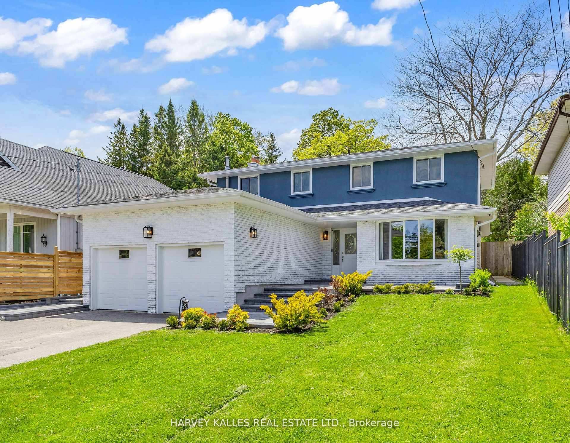 534 Oakwood Drive, Pickering, ON L1W 2M7