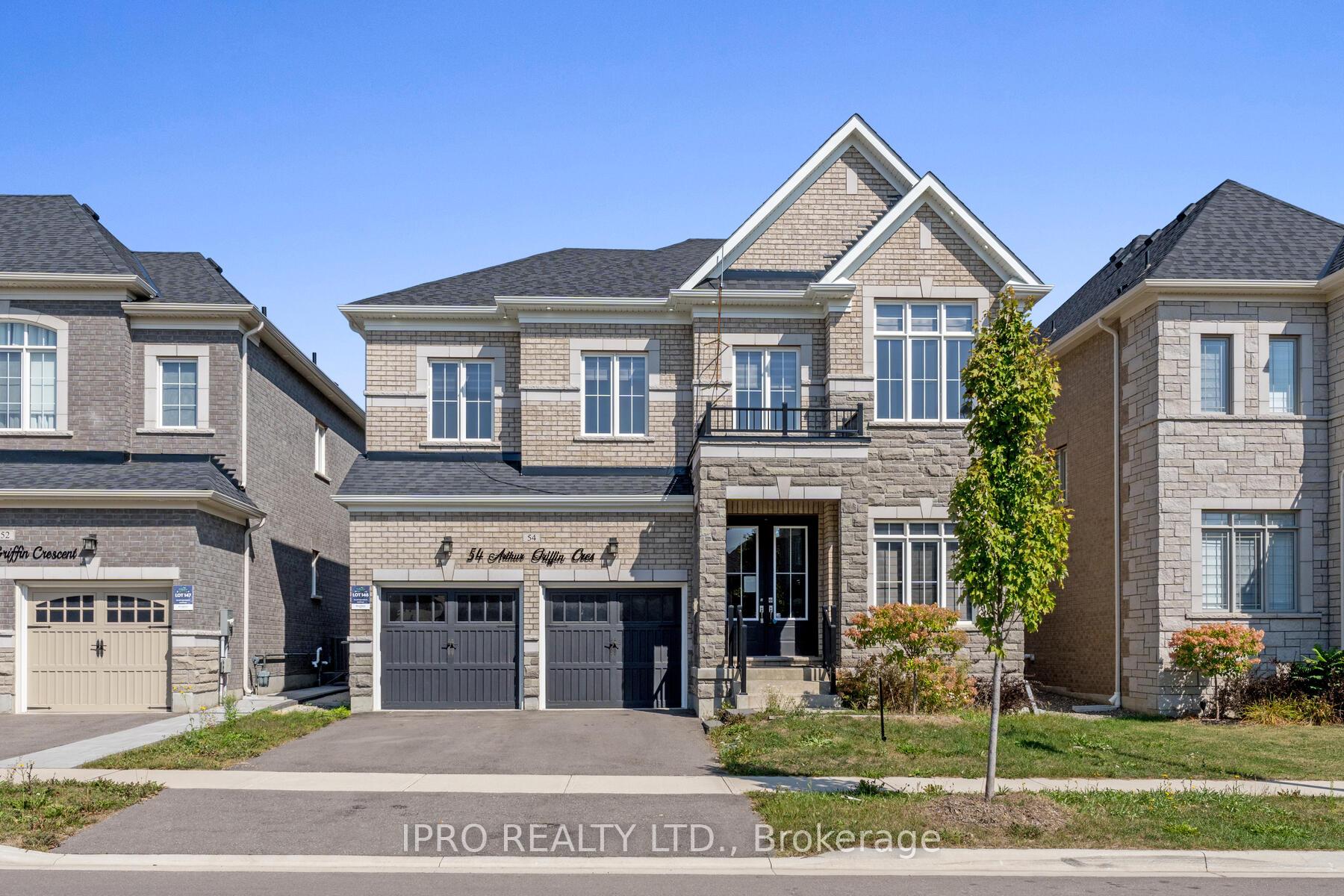54 Arthur Griffin Crescent E, Caledon, ON L7C 4E9