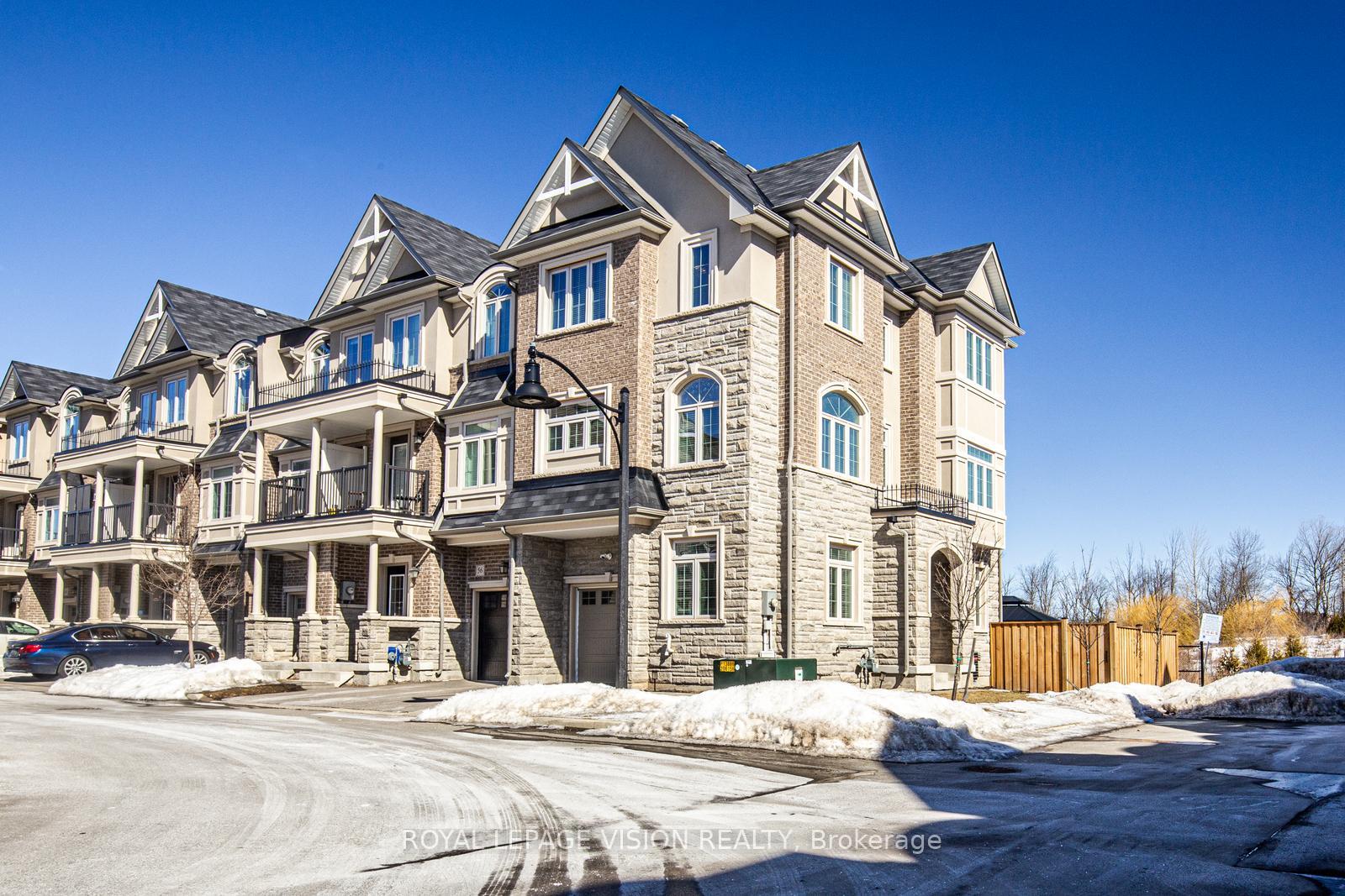 54 Borers Creek Circle, Hamilton, ON L8B 1W3
