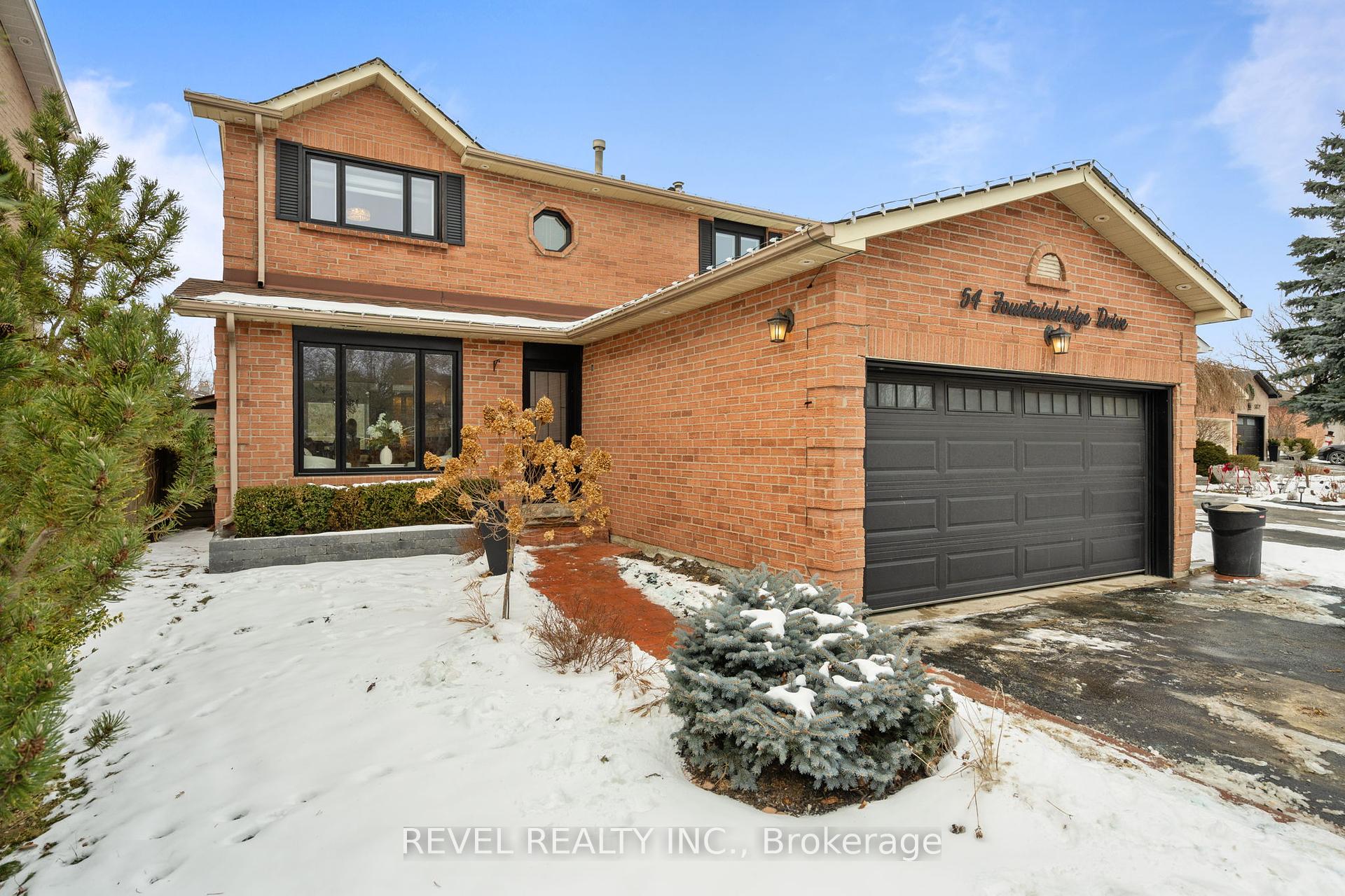 54 Fountainbridge Drive, Caledon, ON L7E 1N4