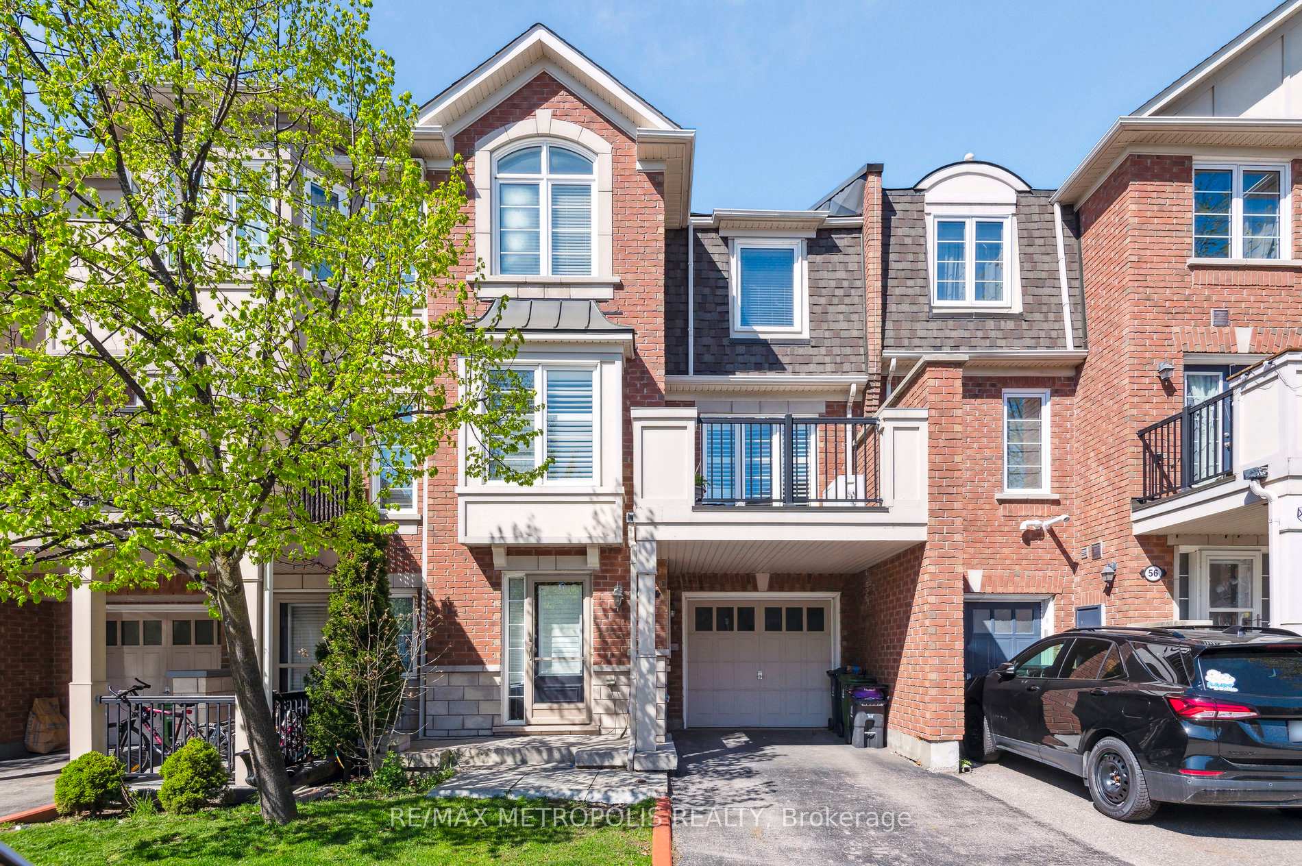 54 Howe Avenue, Toronto, ON M1L 0C5