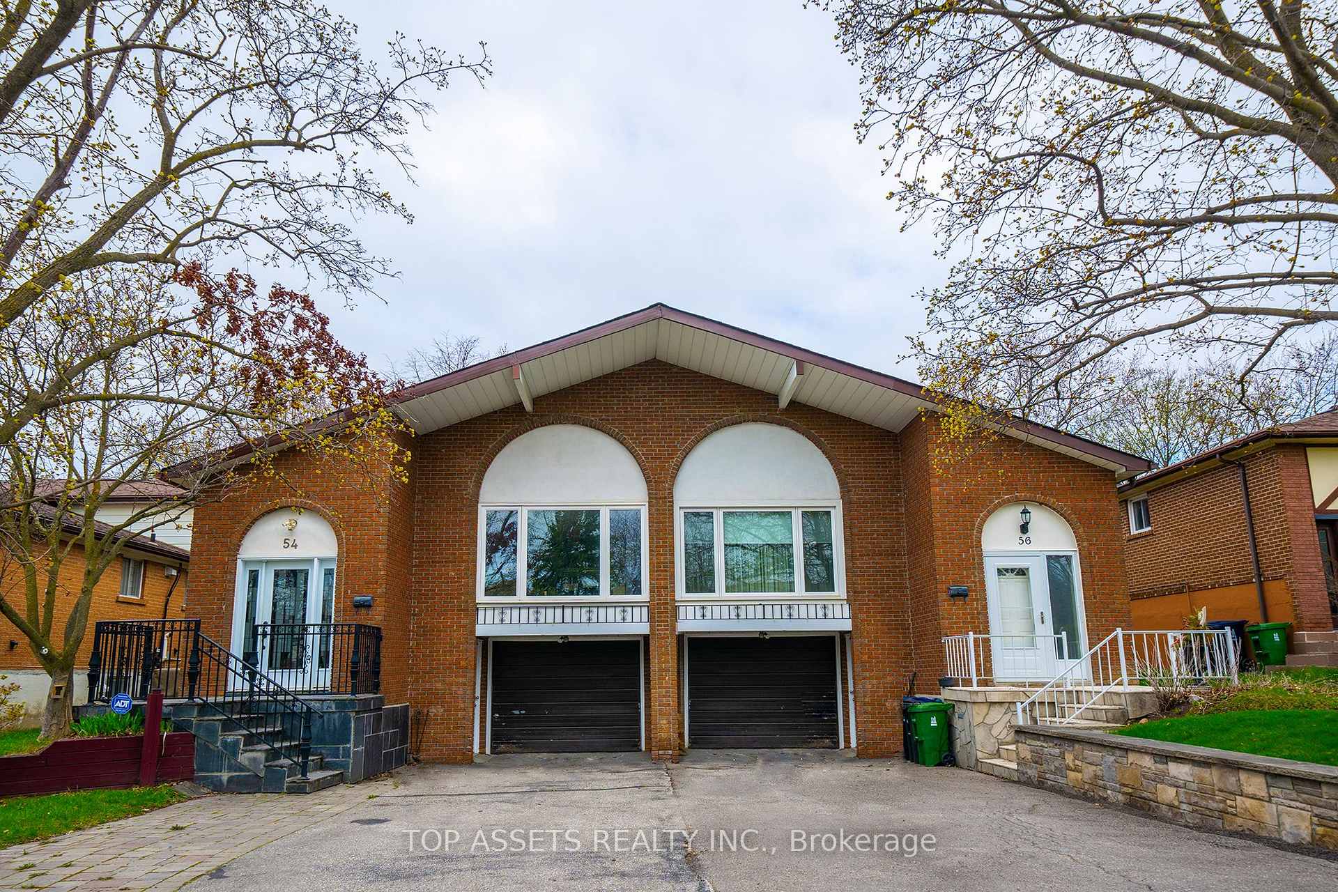 54 Lynch Road, Toronto, ON M2J 2V5