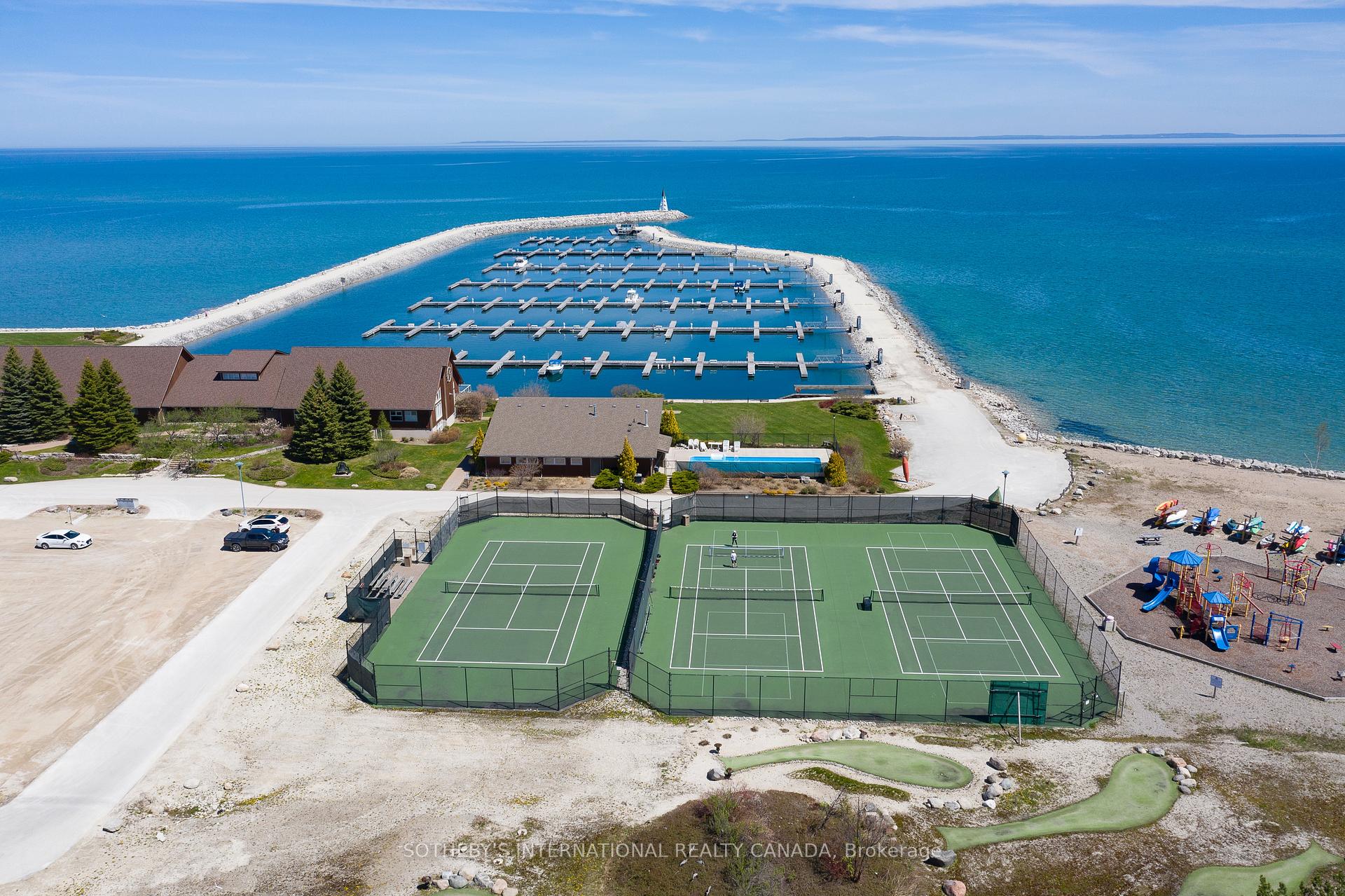 540 Mariners Way, Collingwood, ON L9Y 5C7