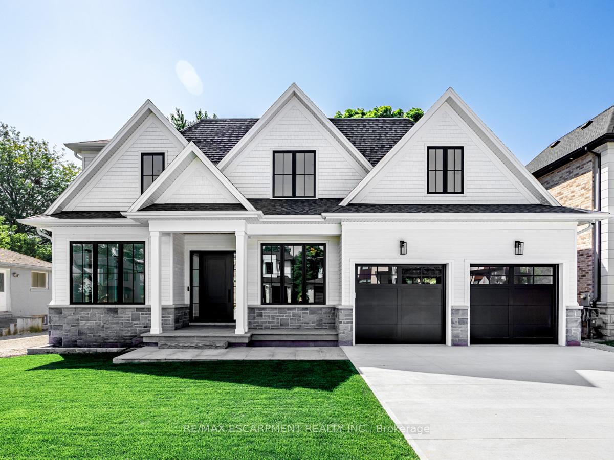 542 Warminster Drive, Oakville, ON L6L 4N5