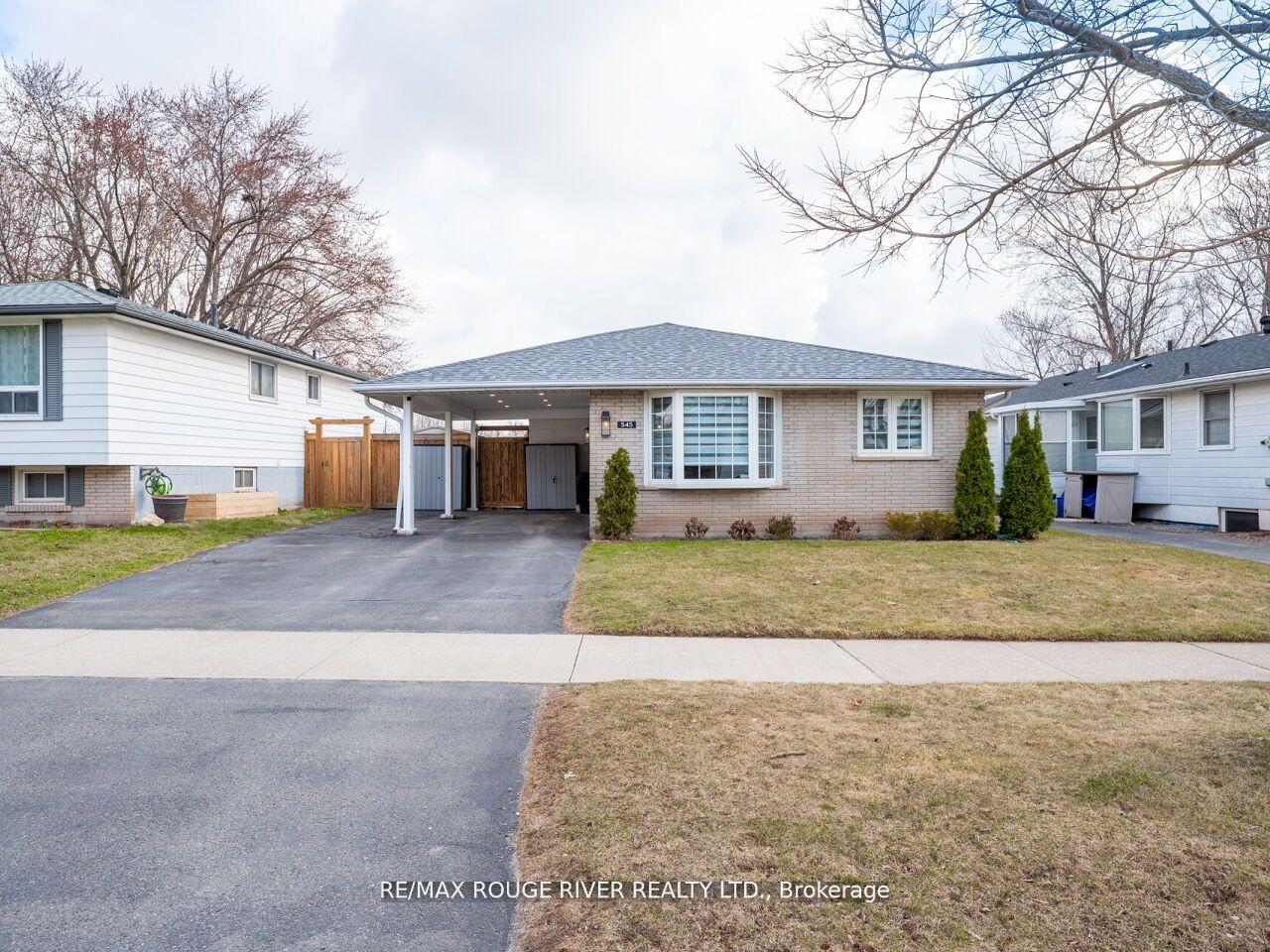 545 Chamberlain Road, Burlington, ON L7L 2V2