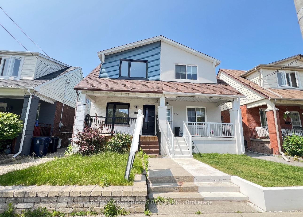 548 Glebeholme Boulevard, Toronto, ON M4C 1V4