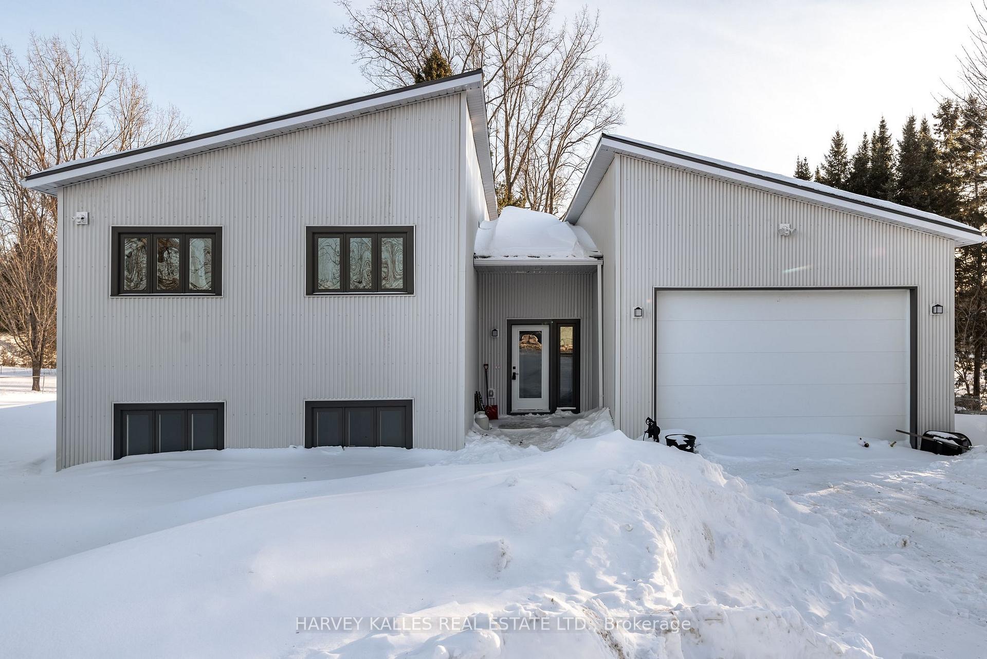 55 COUNTY ROAD 1, Prince Edward County, ON K0K 2T0