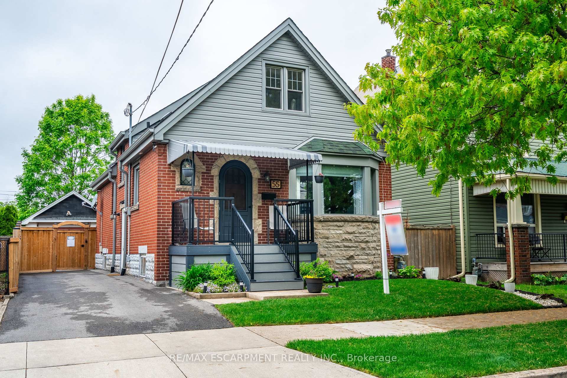 55 Harmony Avenue, Hamilton, ON L8H 4X3