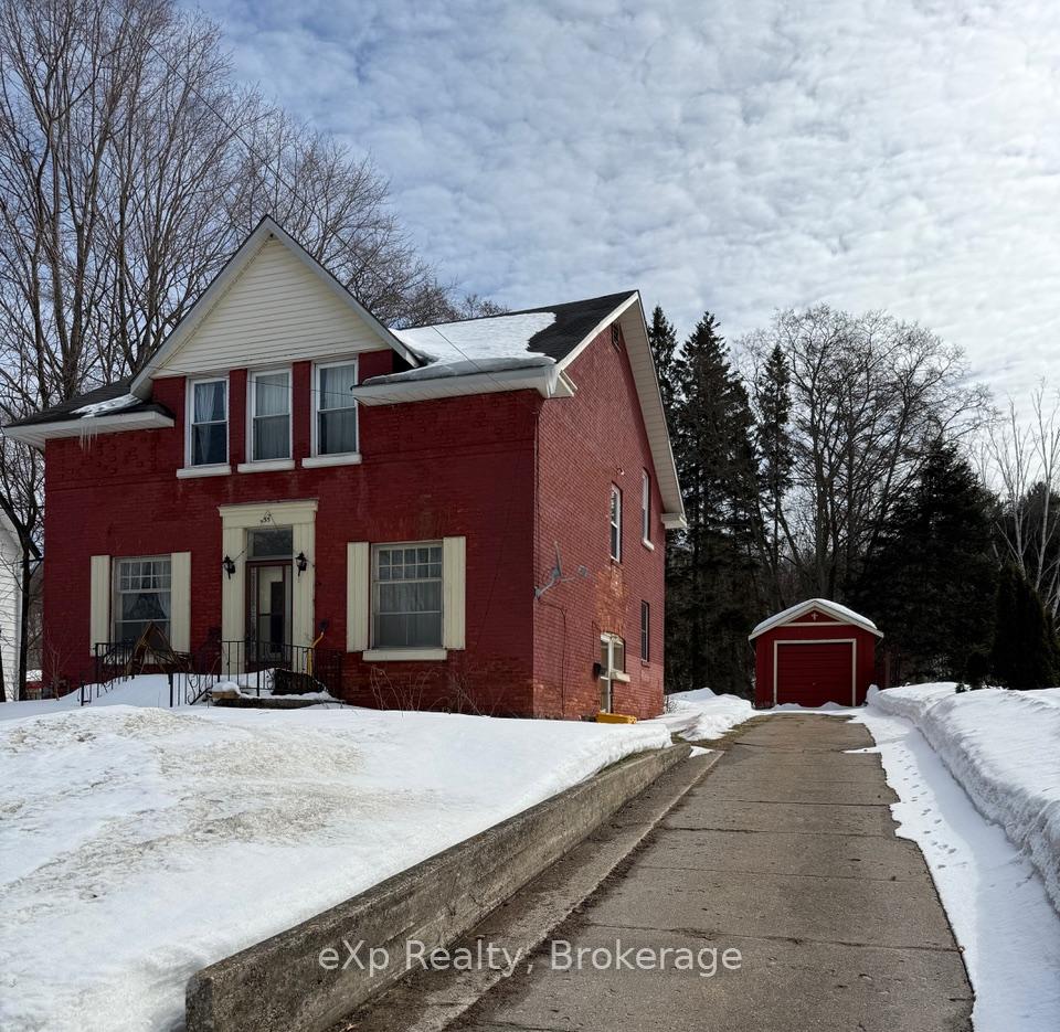 55 River Street N, Parry Sound, ON P2A 2T8