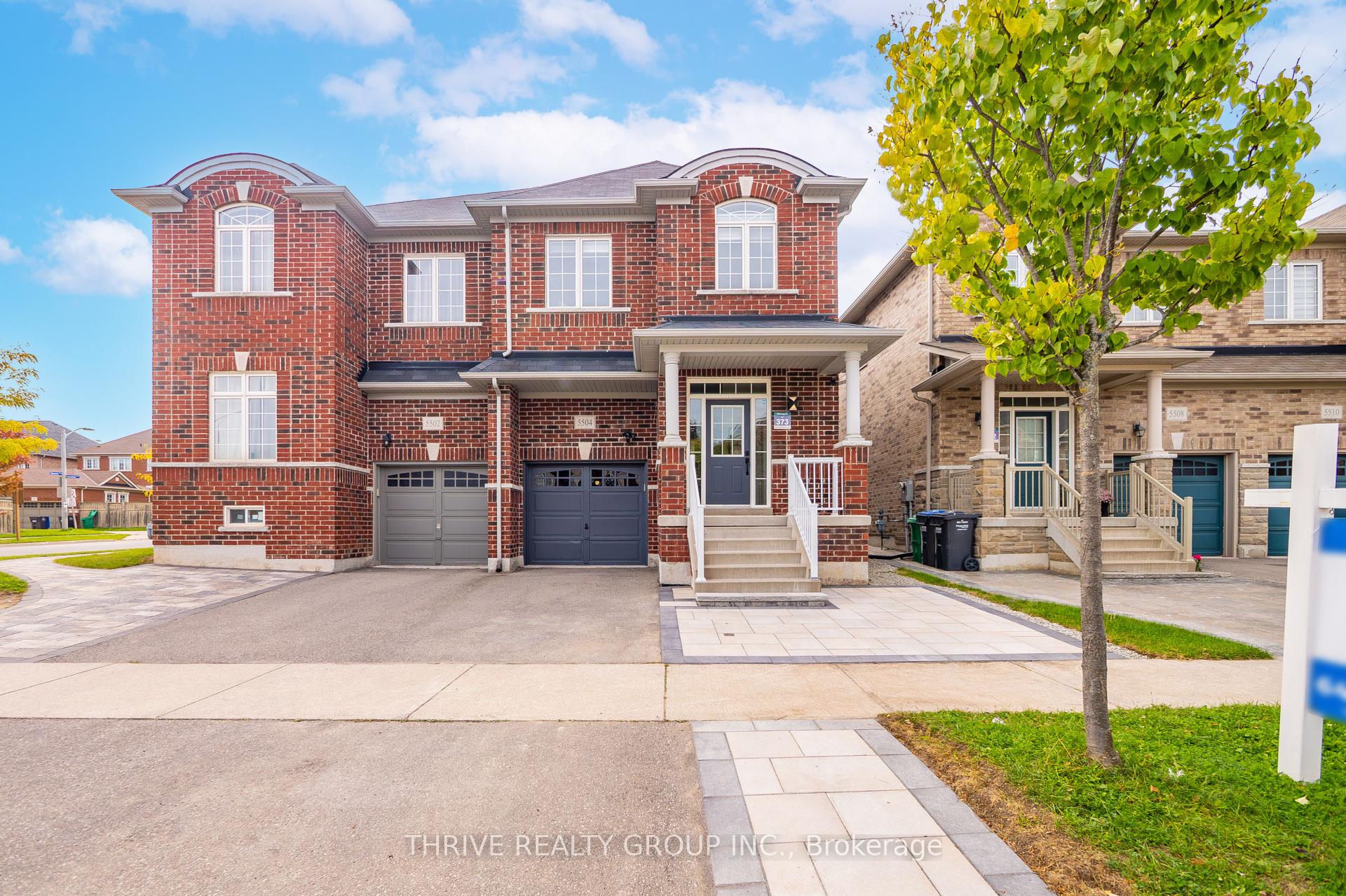 5504 Meadowcrest Avenue, Mississauga, ON L5M 0V7