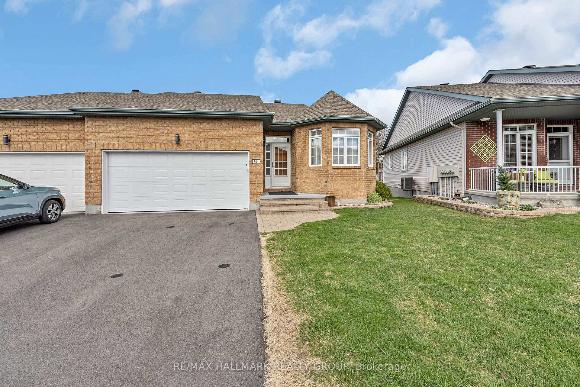 551 Chapel Park Private, Orleans - Convent Glen and Area, ON K1C 7P2