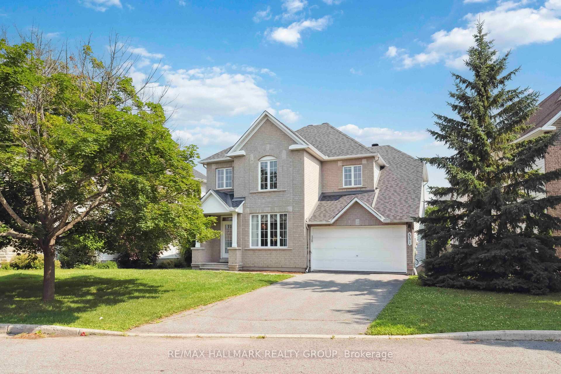 551 Chardonnay Drive, Orleans - Cumberland and Area, ON K4A 4G7