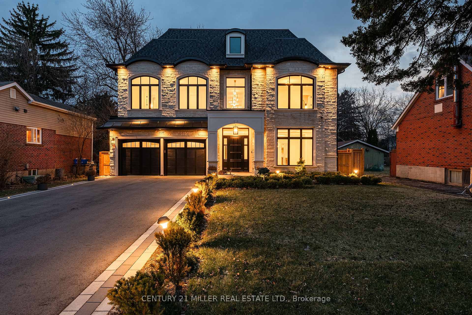 556 Fourth Line, Oakville, ON L6L 5A7