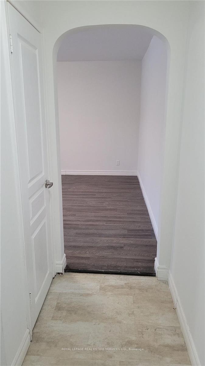 102 - 55A Long Branch Avenue, Toronto, ON M8W 3J1