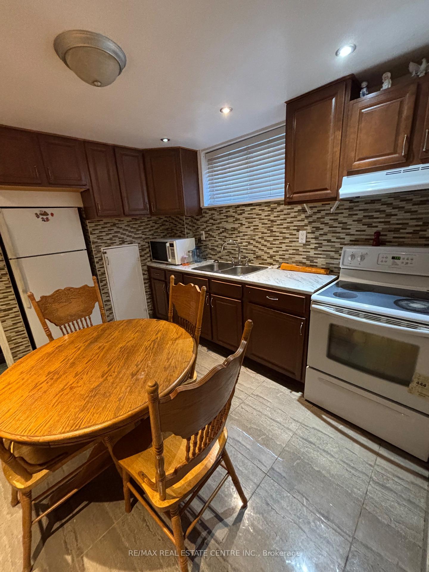56 Ardglen Drive, Brampton, ON L6W 1V4