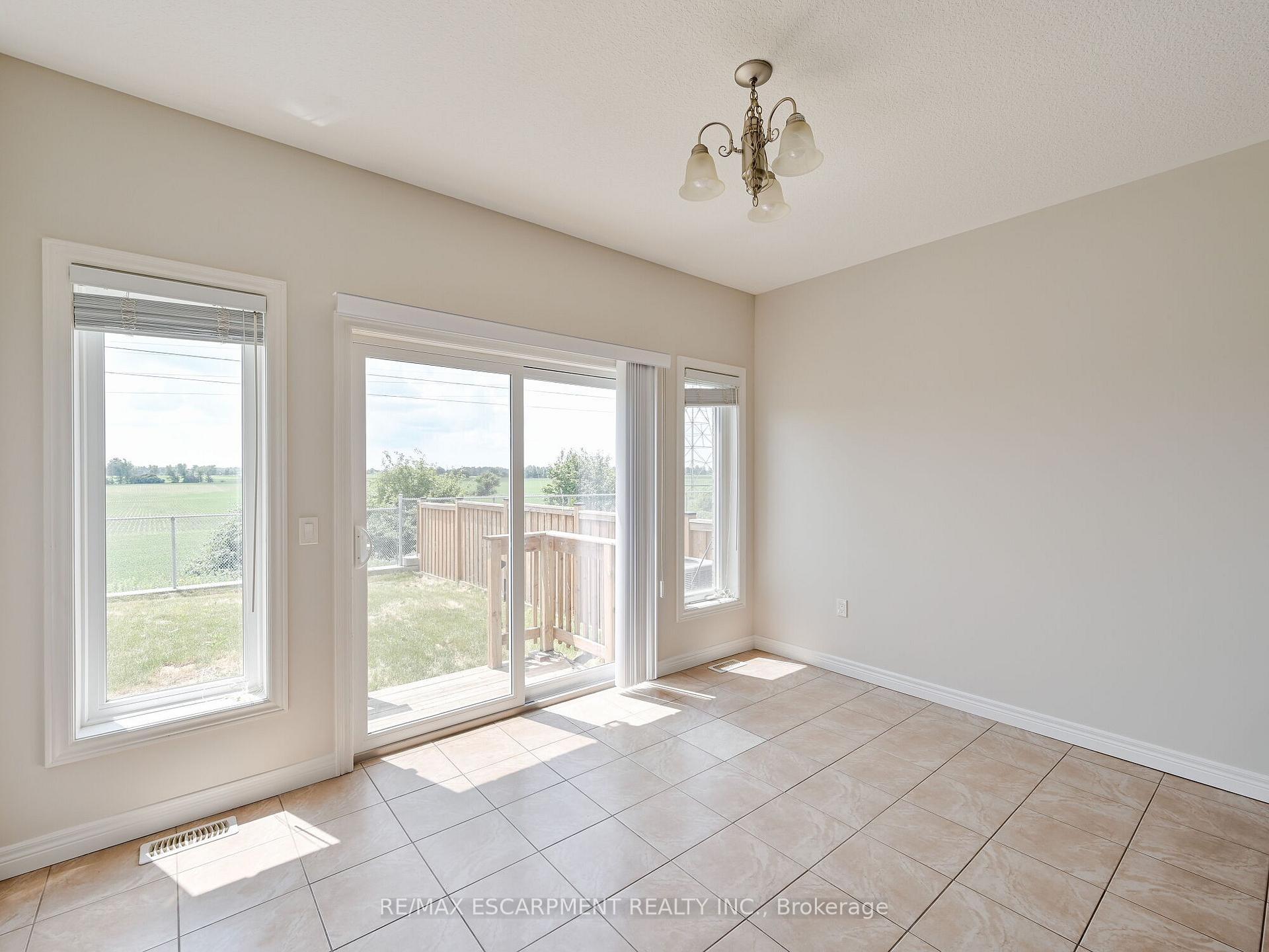 56 Dolomiti Court, Hamilton, ON L0R 1P0