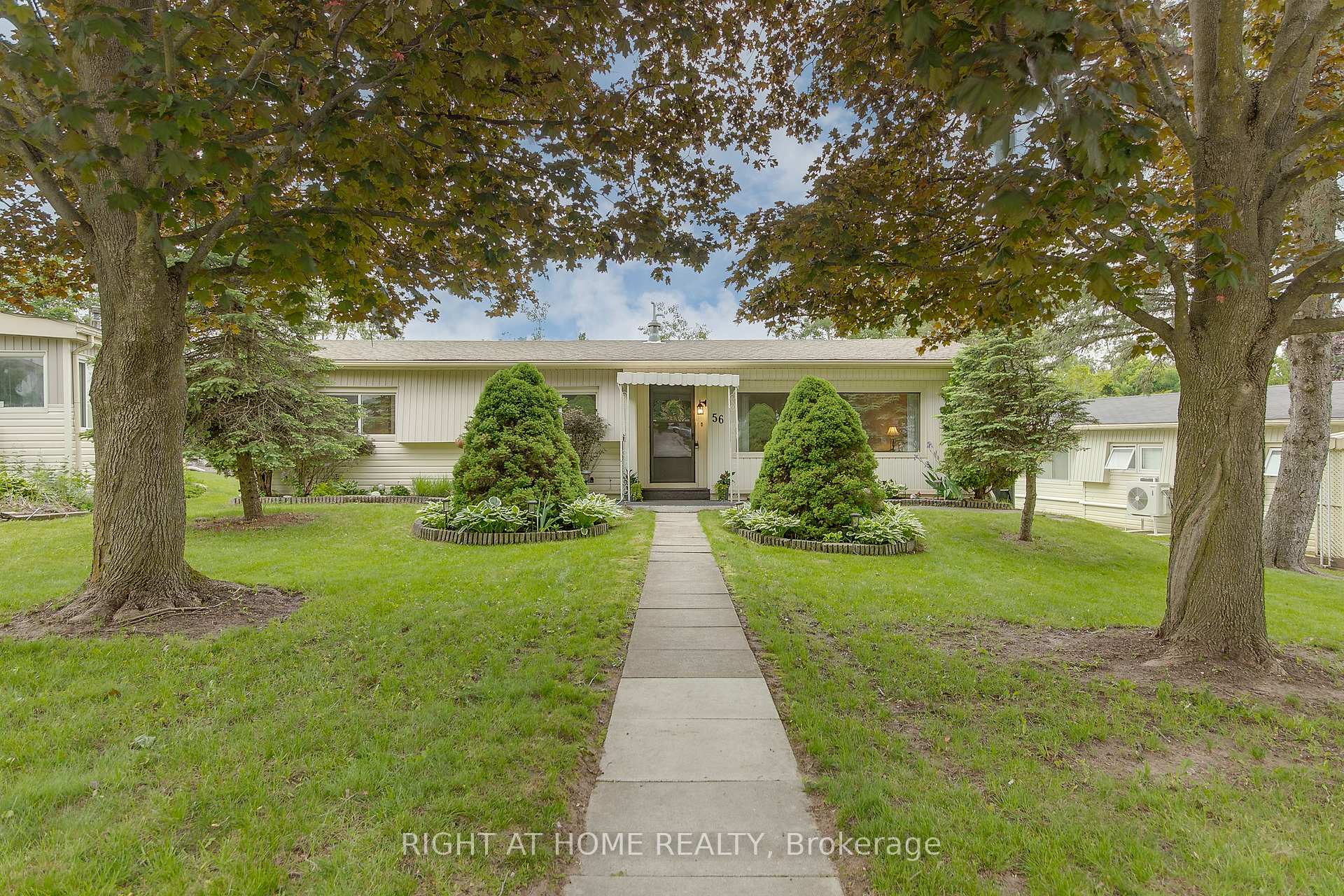 56 Flora Drive, Innisfil, ON L9S 1R1