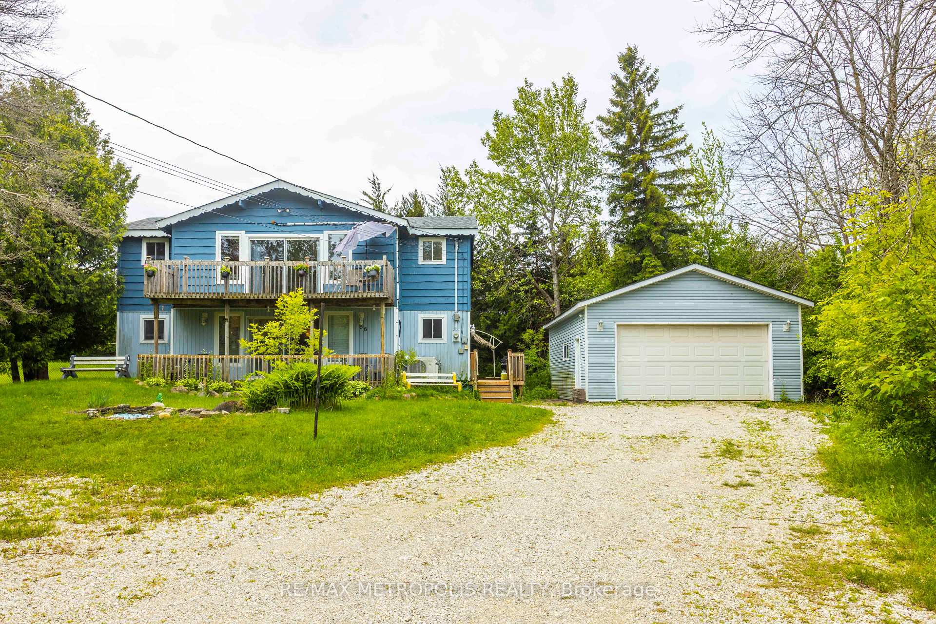 56 Georgian Manor Drive, Collingwood, ON L9Y 3Z1
