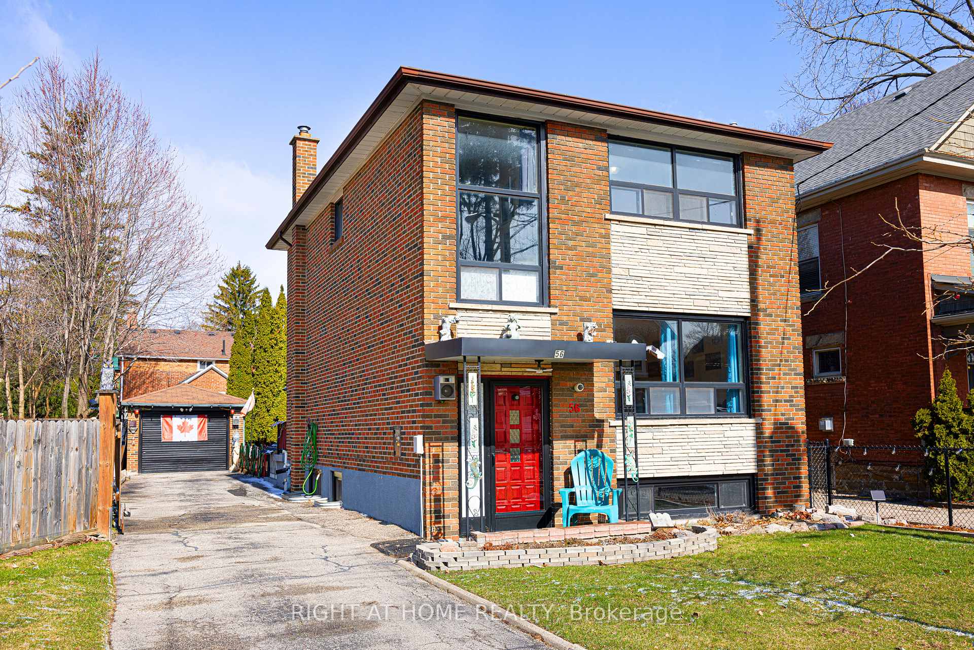 56 John Street, Toronto, ON M9N 1J7