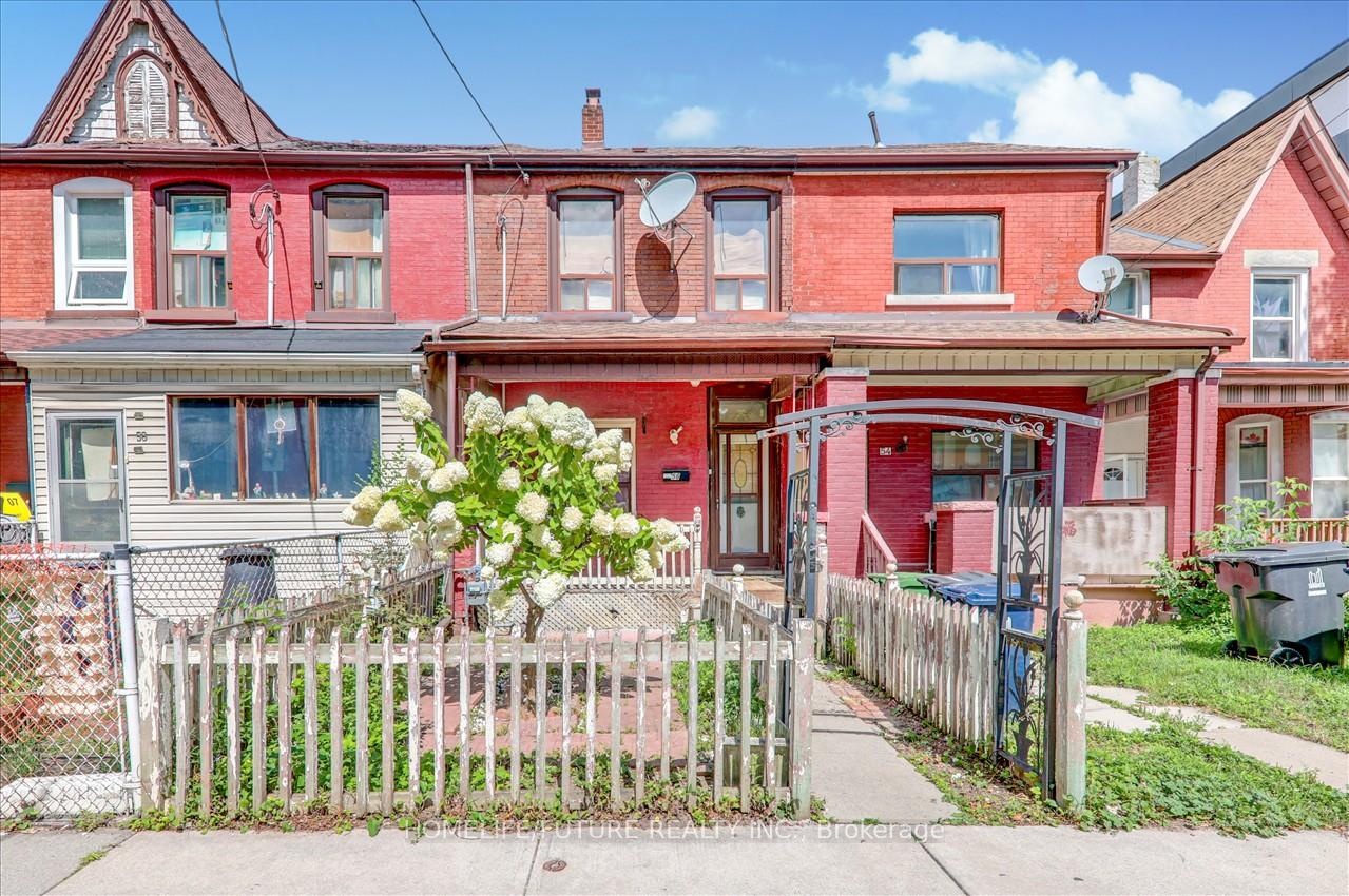 56 Sullivan Street, Toronto, ON M5T 1C1