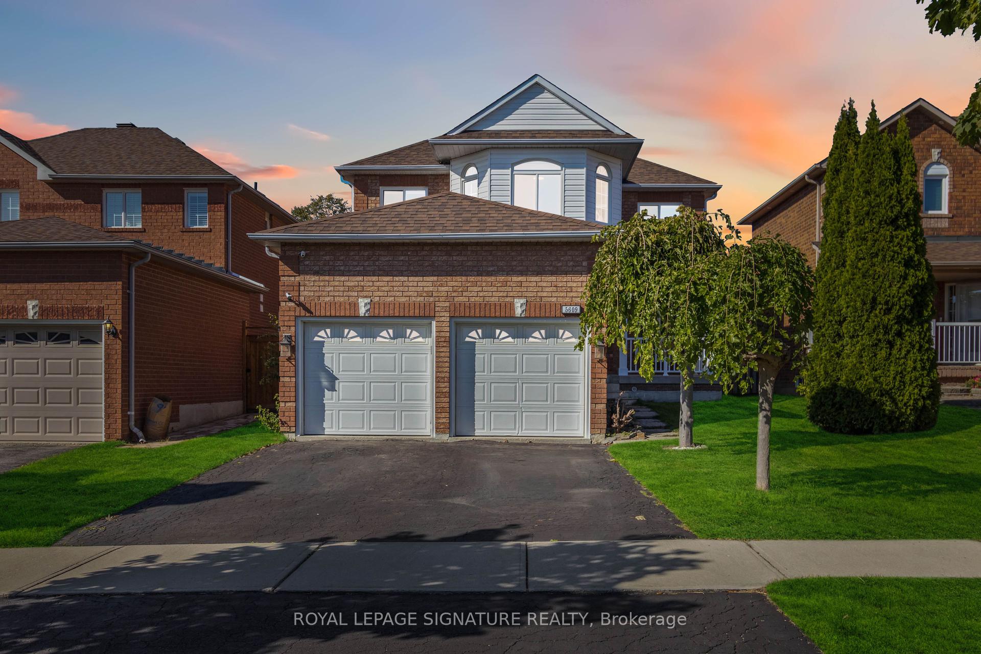5609 Sidmouth Street, Mississauga, ON L5V 2H4