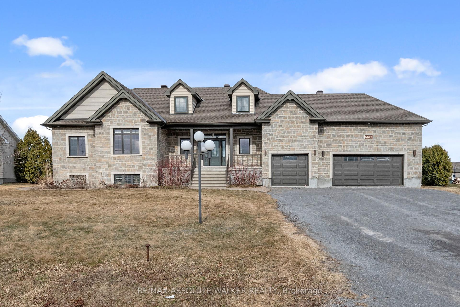 5617 Maklynne Way, Orleans - Cumberland and Area, ON K0A 3H0