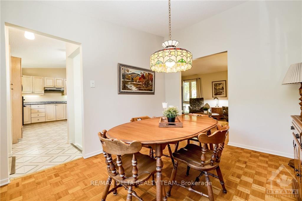 564 LA VERENDRYE Drive, Beacon Hill North - South and Area, ON K1J 7X2