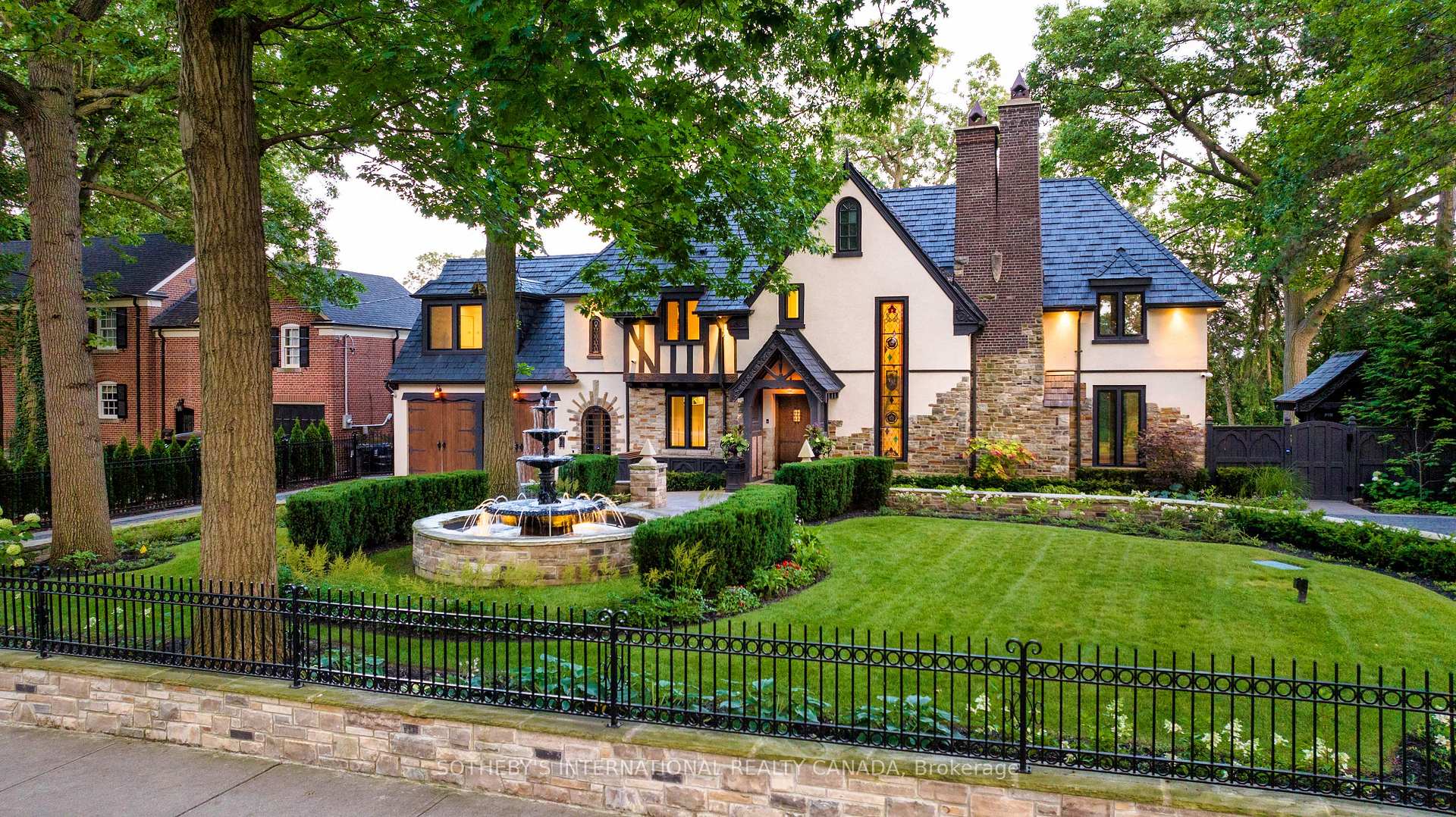 57 Baby Point Crescent, Toronto, ON M6S 2B7