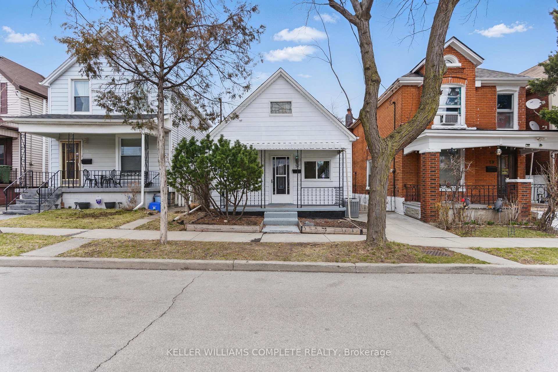 57 BEECHWOOD Avenue, Hamilton, ON L8L 2S5