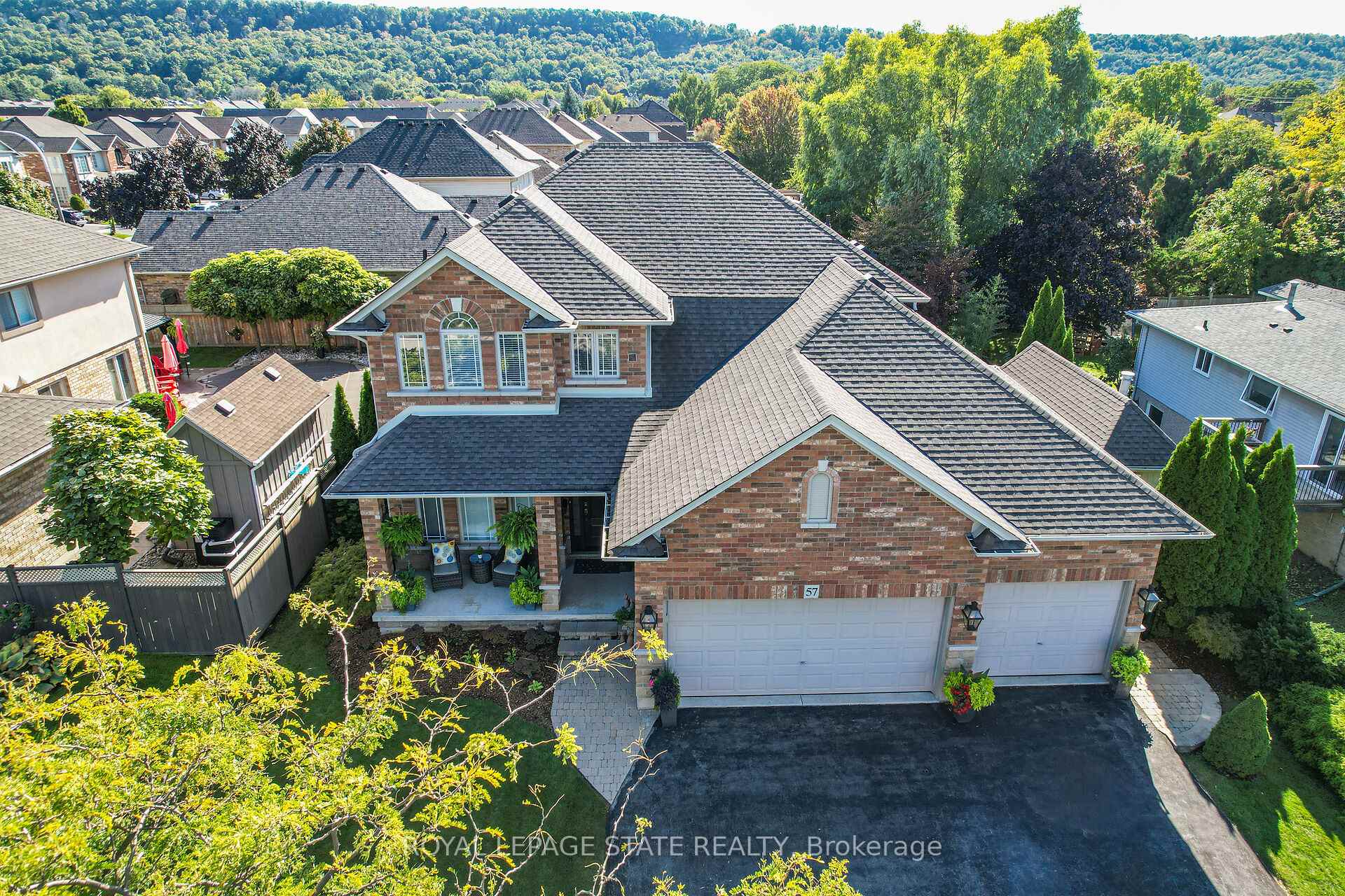 57 Gage Street, Grimsby, ON L3M 3Y7