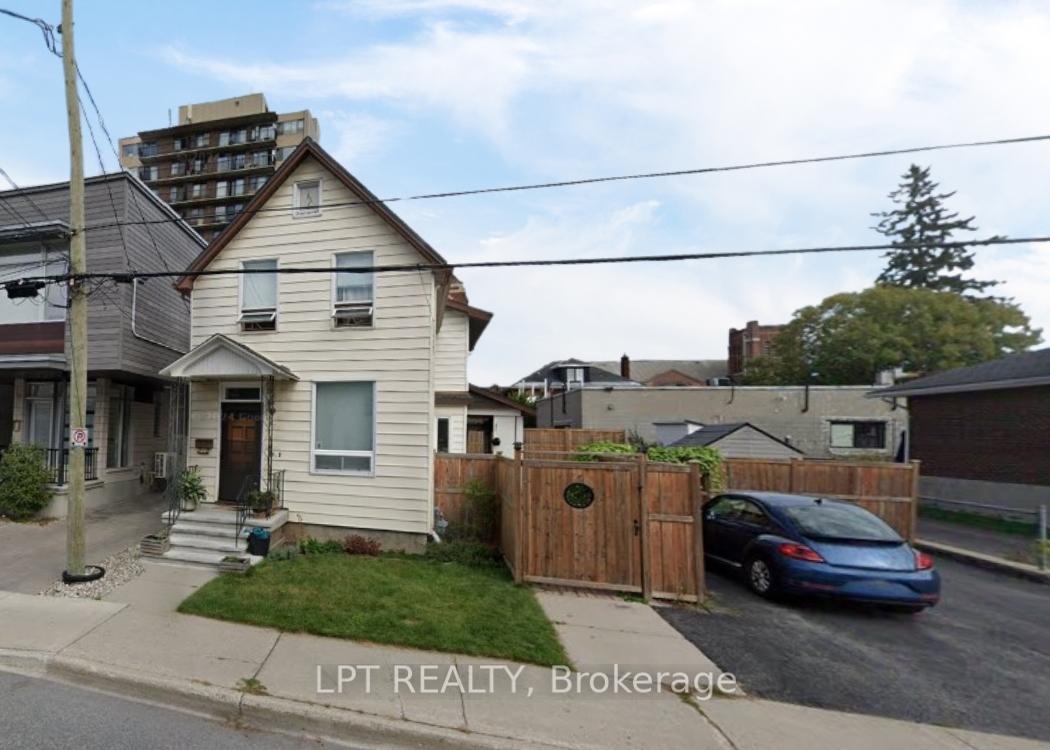2 - 57 Hamilton Avenue N, Tunneys Pasture and Ottawa West, ON K1Y 1B8