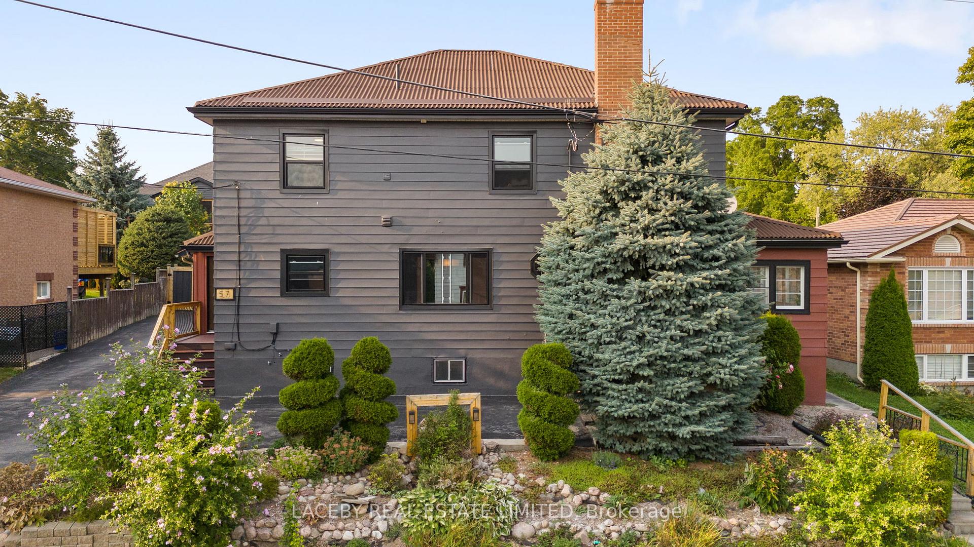57 Hurd Street, Bradford West Gwillimbury, ON L3Z 2B2