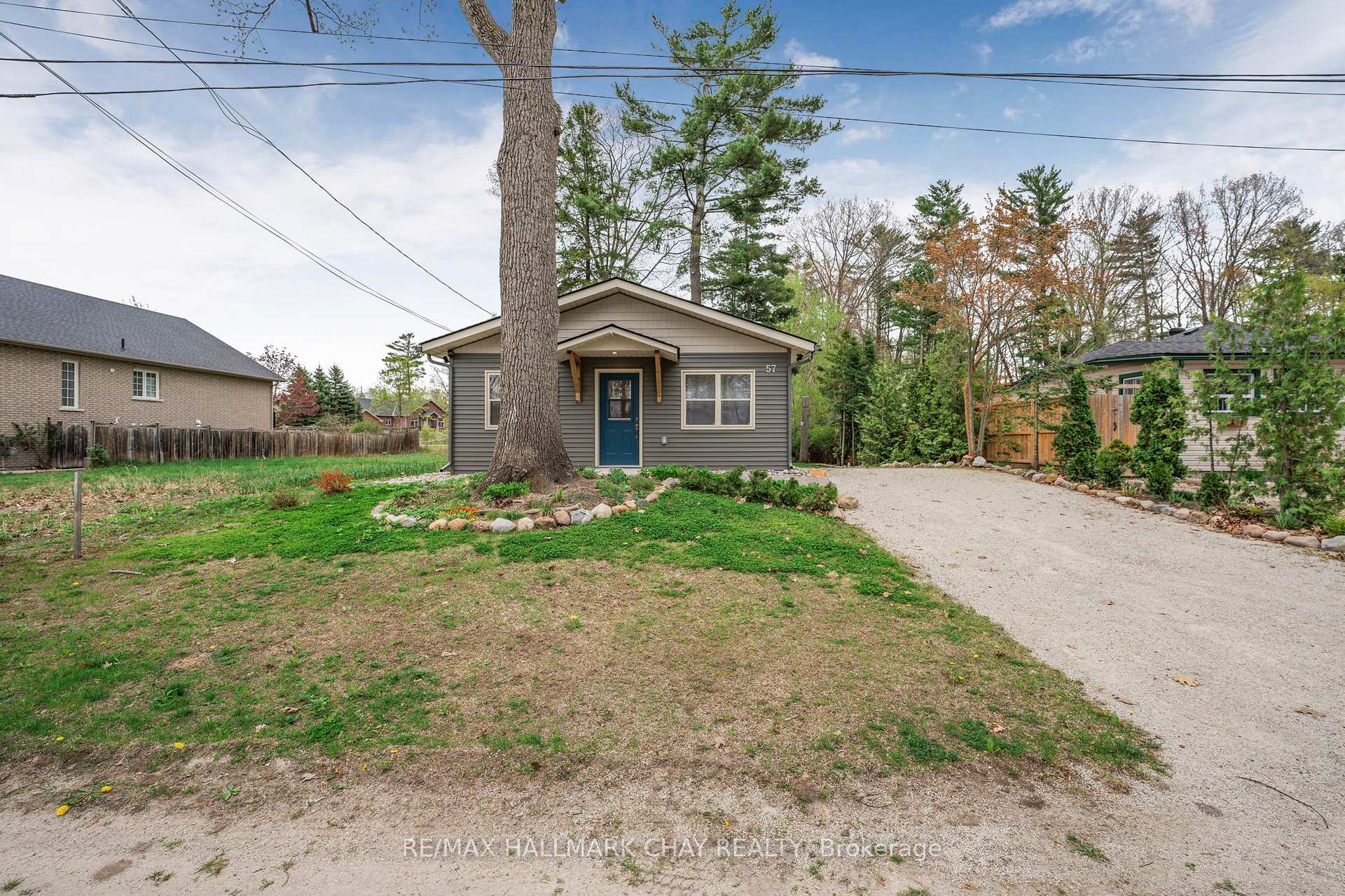 57 Laidlaw Street, Wasaga Beach, ON L9Z 2L2