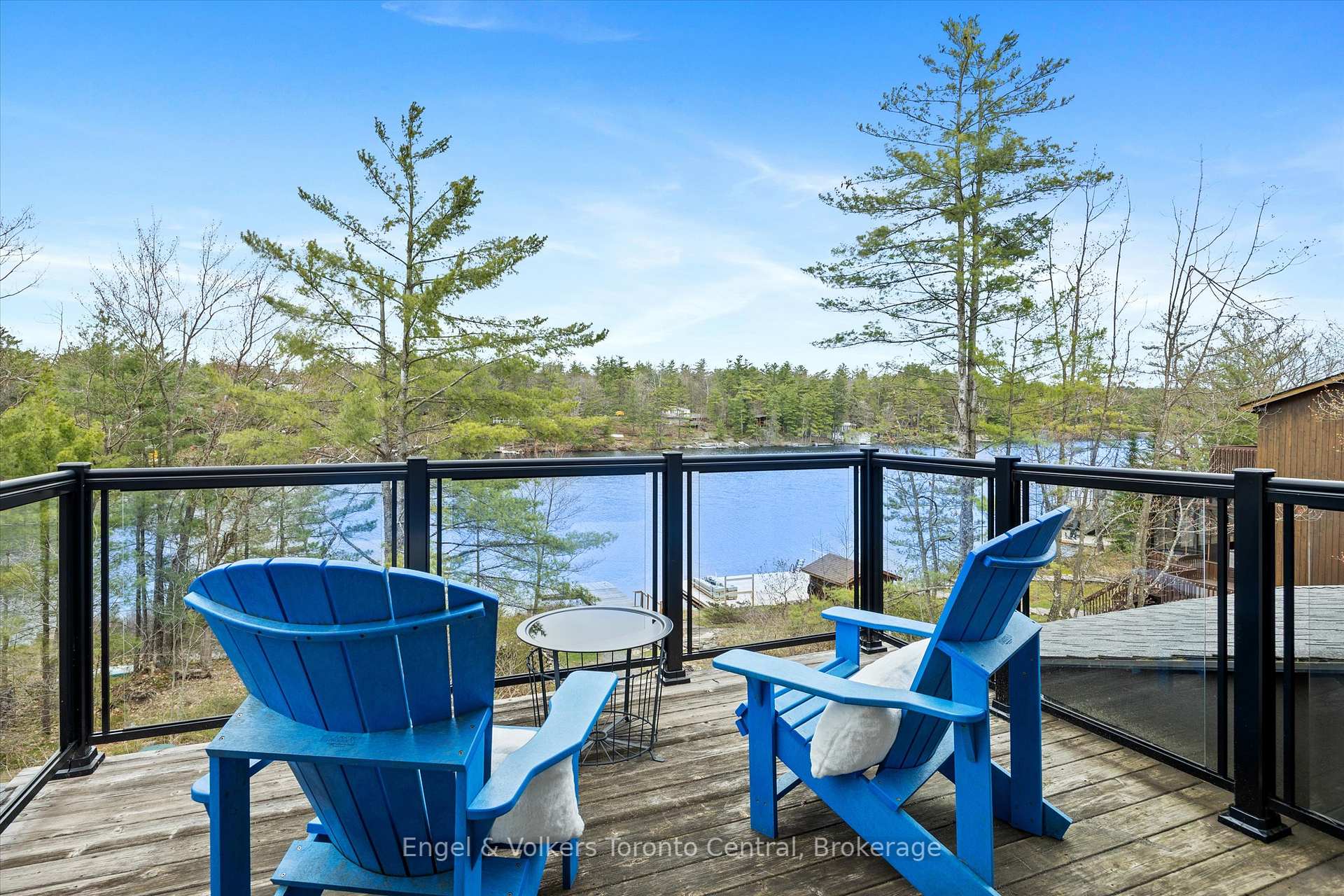 57 Pinetree Road, Gravenhurst, ON P1P 1R2