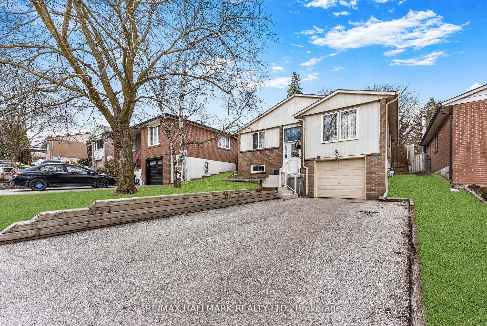 57 WILLIAM ROE Boulevard, Newmarket, ON L3Y 5E9