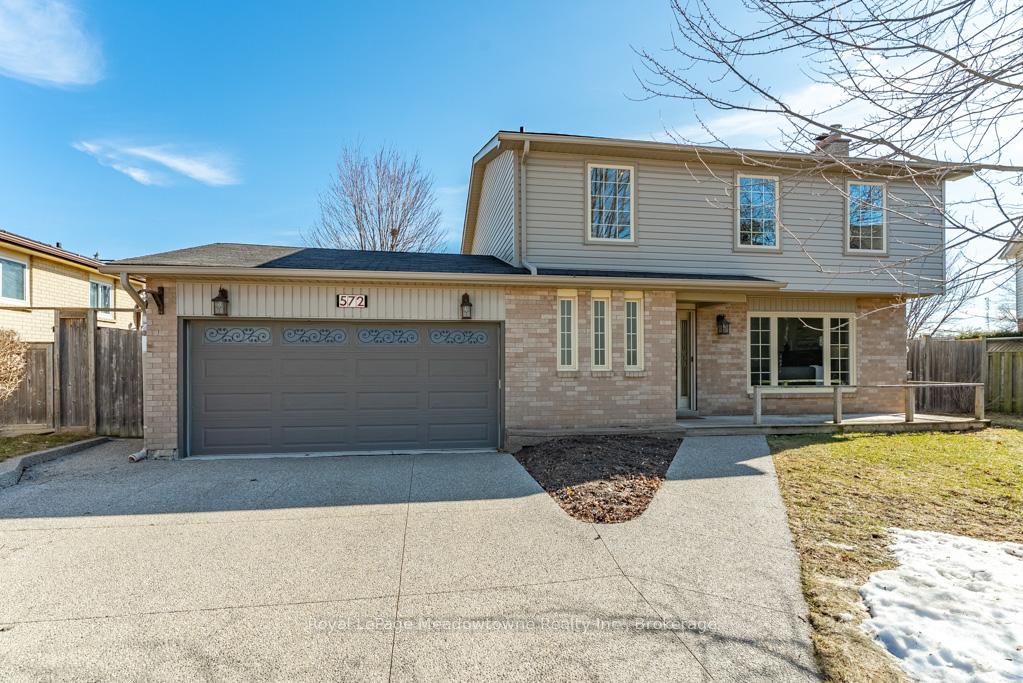 572 Brock Court, Milton, ON L9T 3B2