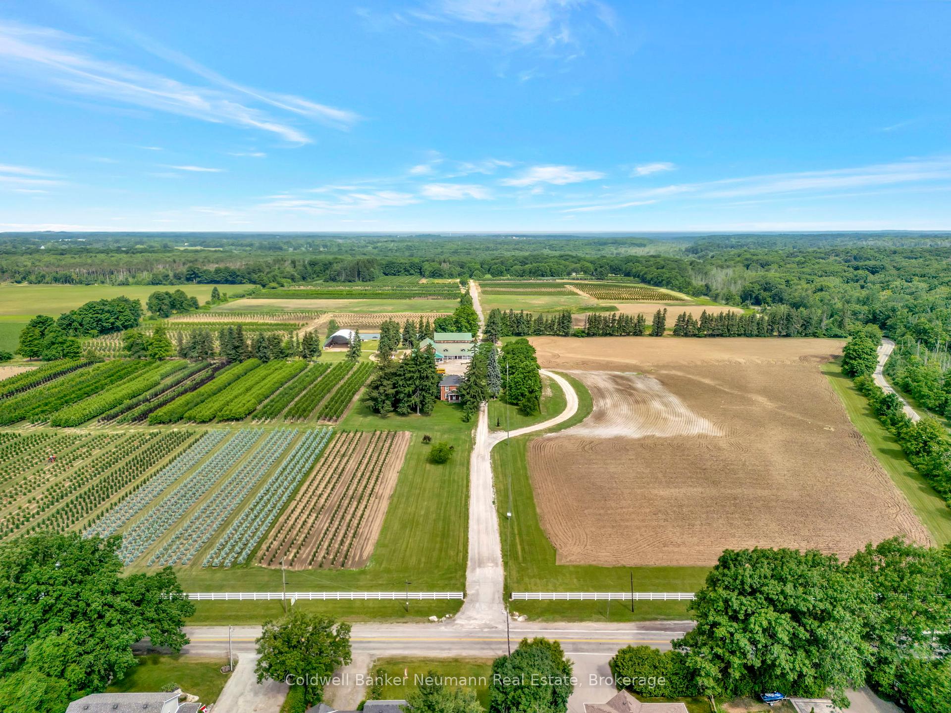 573 Parkside Drive, Hamilton, ON L8B 0G7