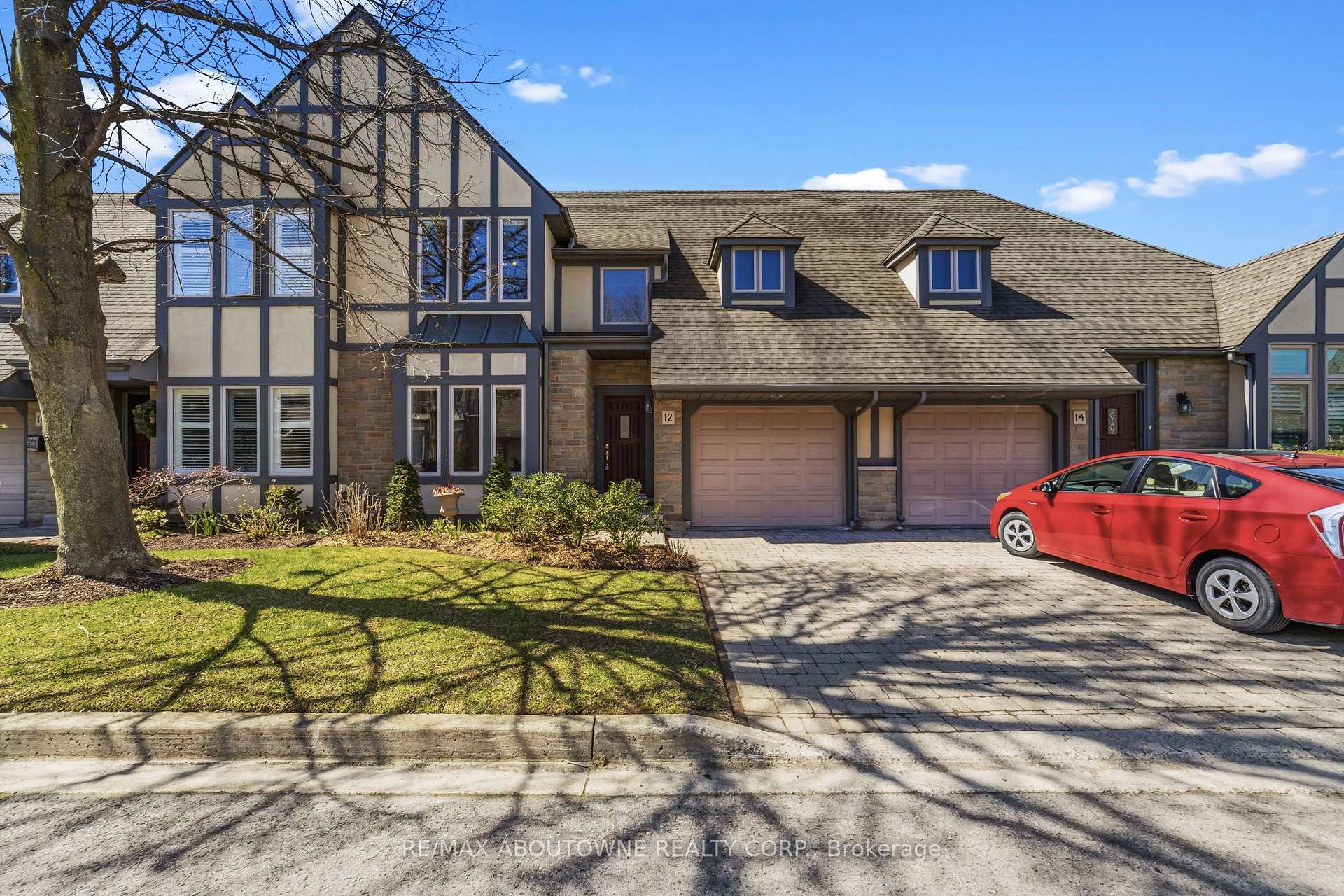 5 - 575 Simcoe Street, Niagara-on-the-Lake, ON L0S 1J0