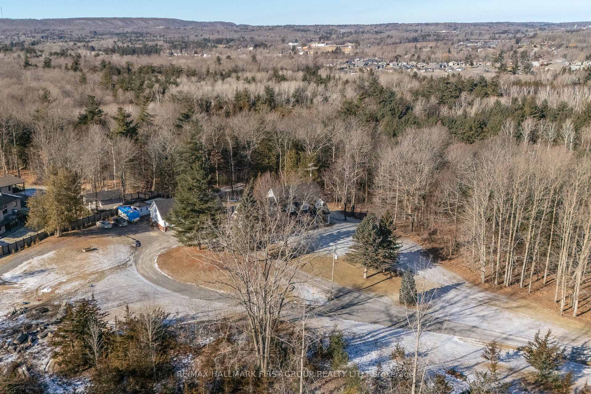 576 2nd Dug Hill Road, Quinte West, ON K8V 0B7