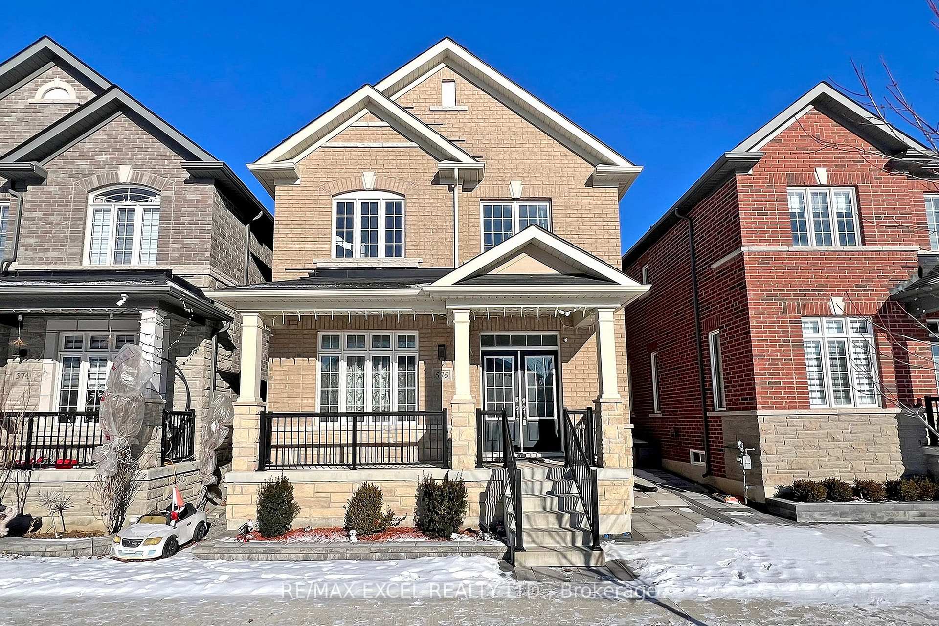 576 William Forster Road, Markham, ON L6B 0Z7