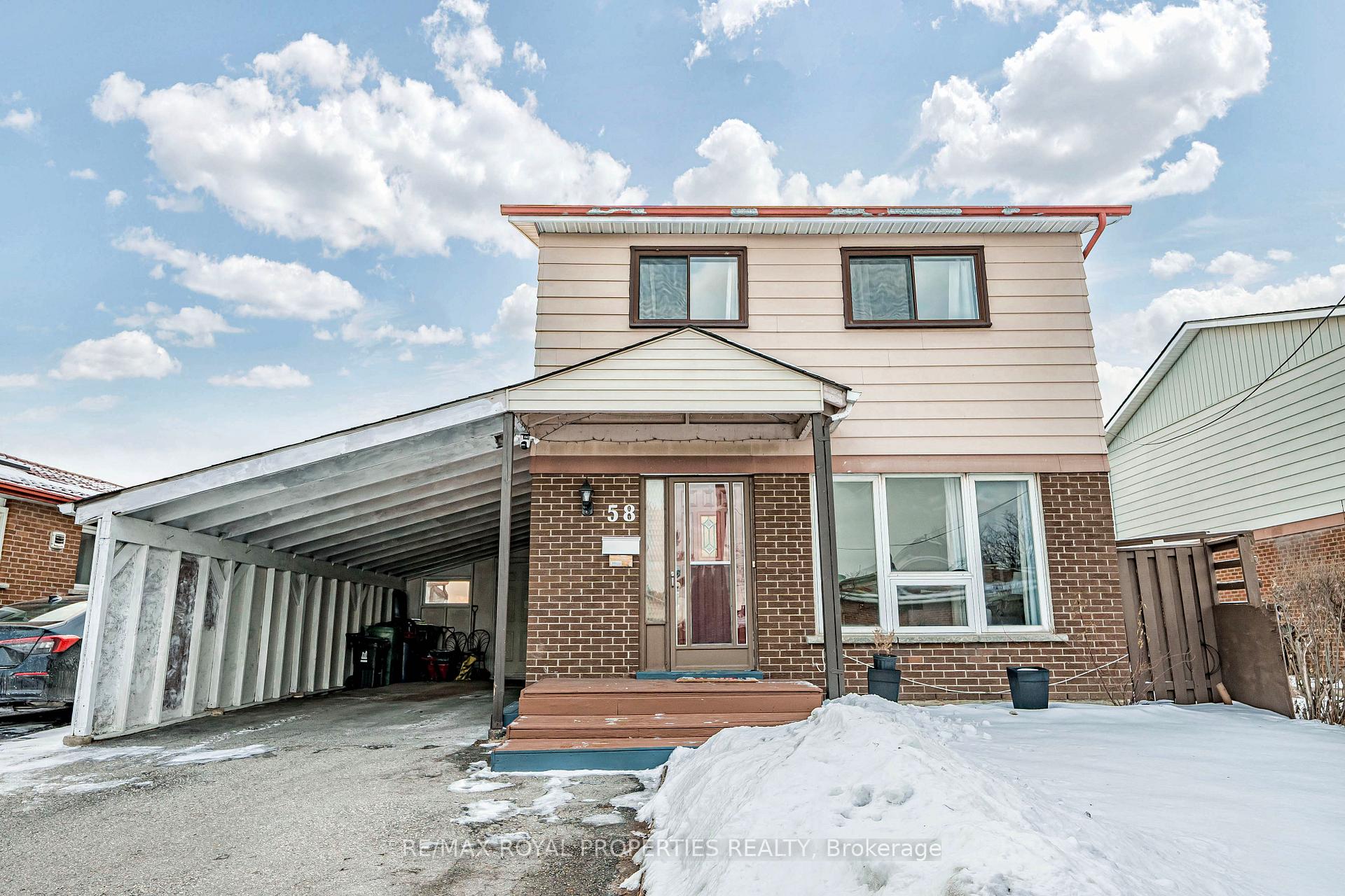 58 Crittenden Square, Toronto, ON M1B 1V1
