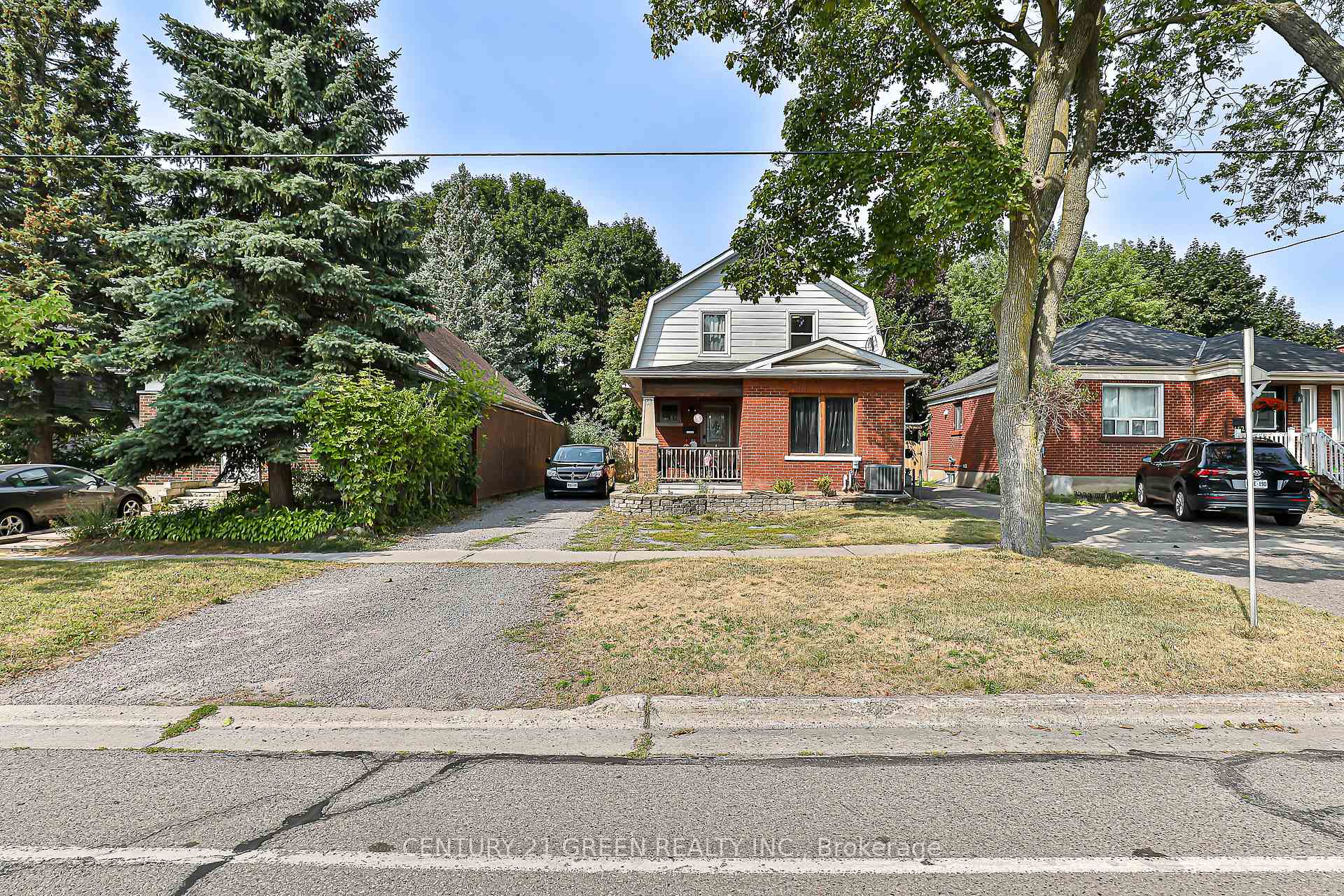 58 Gibbons Street, Oshawa, ON L1J 4X9