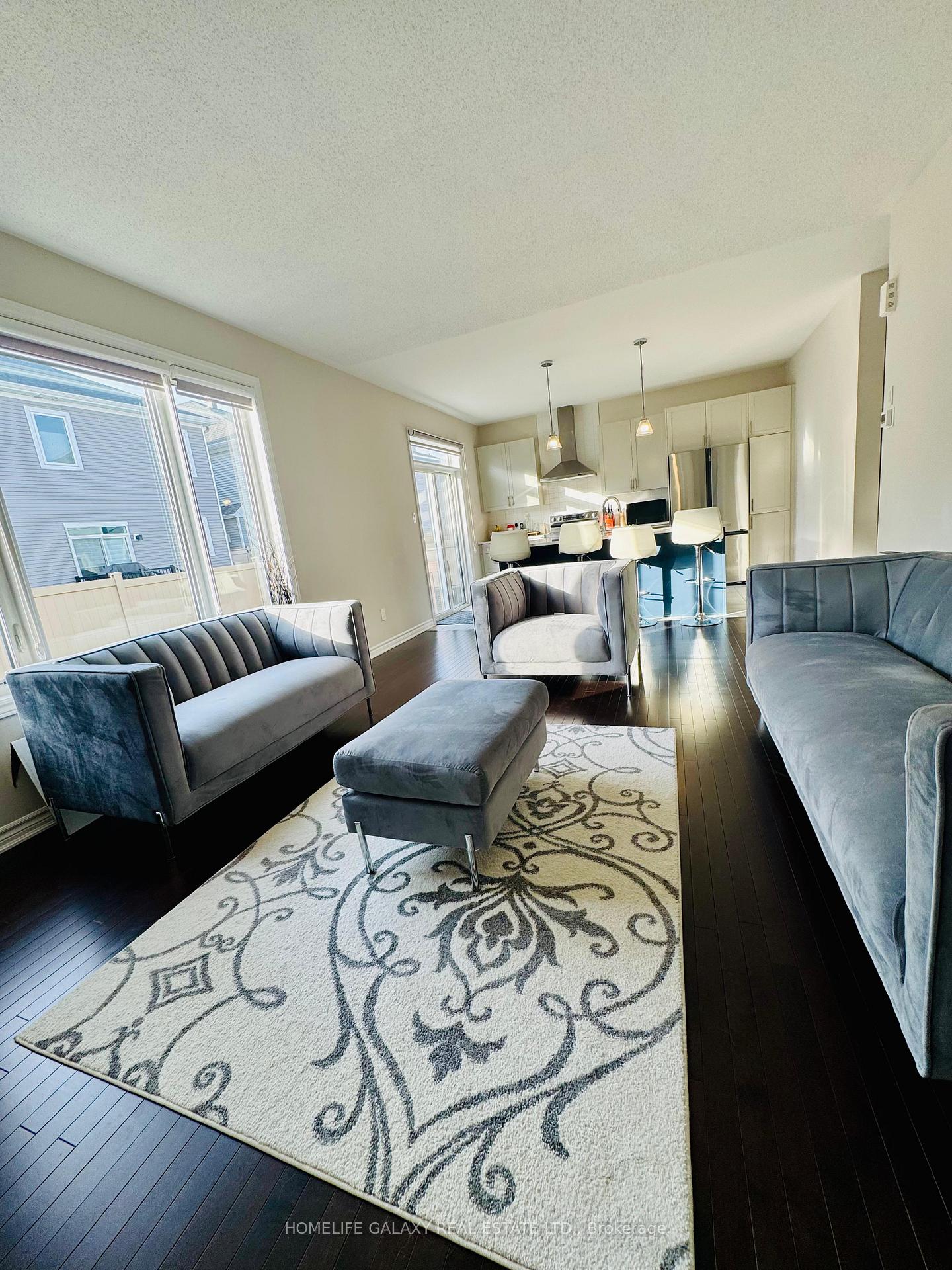 58 Montology Way, Barrhaven, ON K2J 6X1