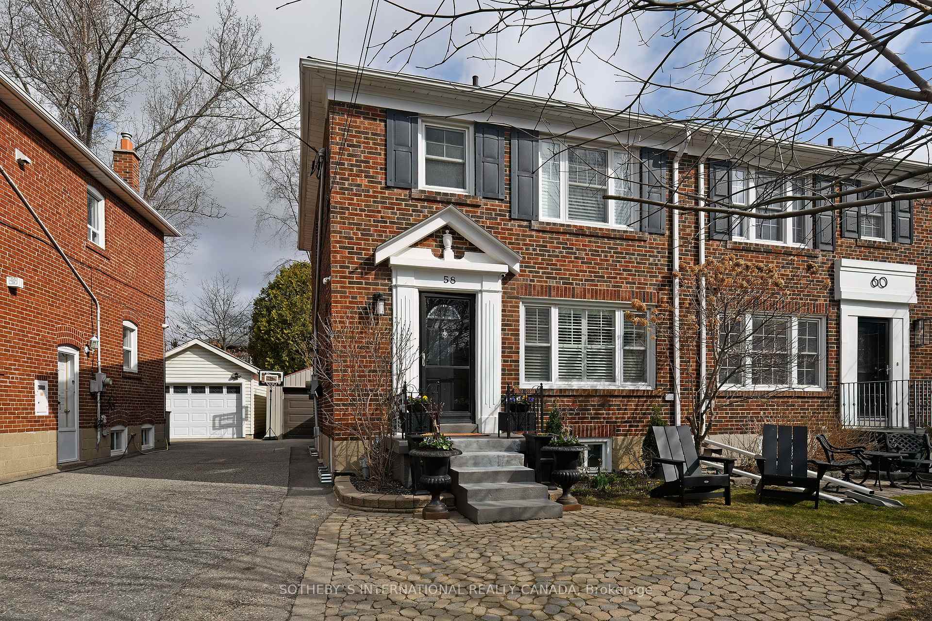 58 Thursfield Crescent, Toronto, ON M4G 2N5