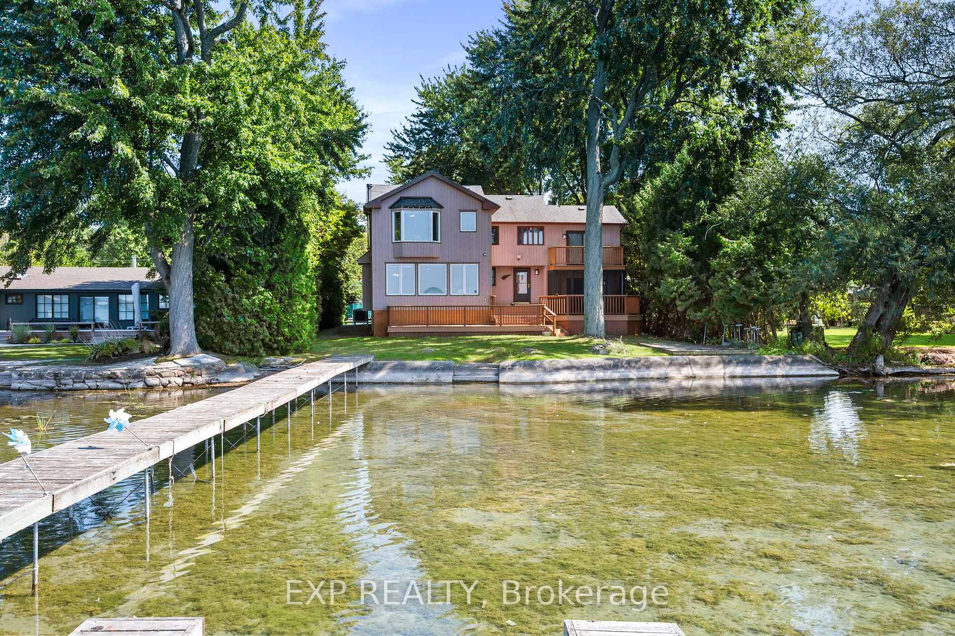 582 Duclos Point Road, Georgina, ON L0E 1N0