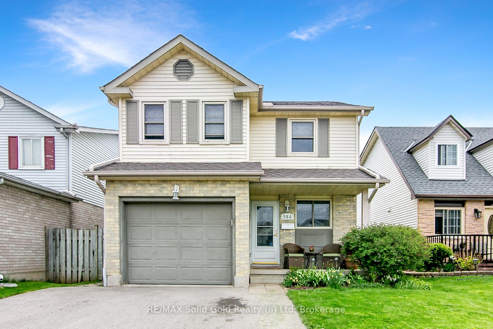 586 Drummerhill Crescent, Waterloo, ON N2T 1G4