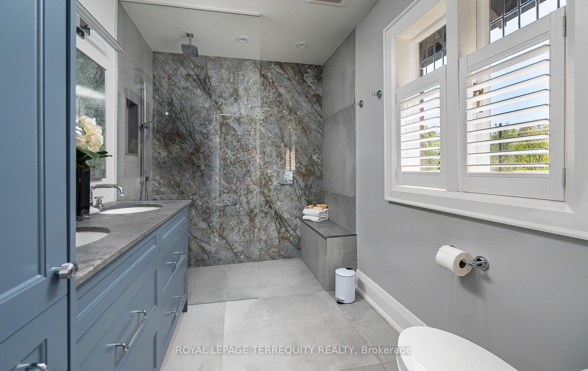 59 Baby Point Road, Toronto, ON M6S 2G4