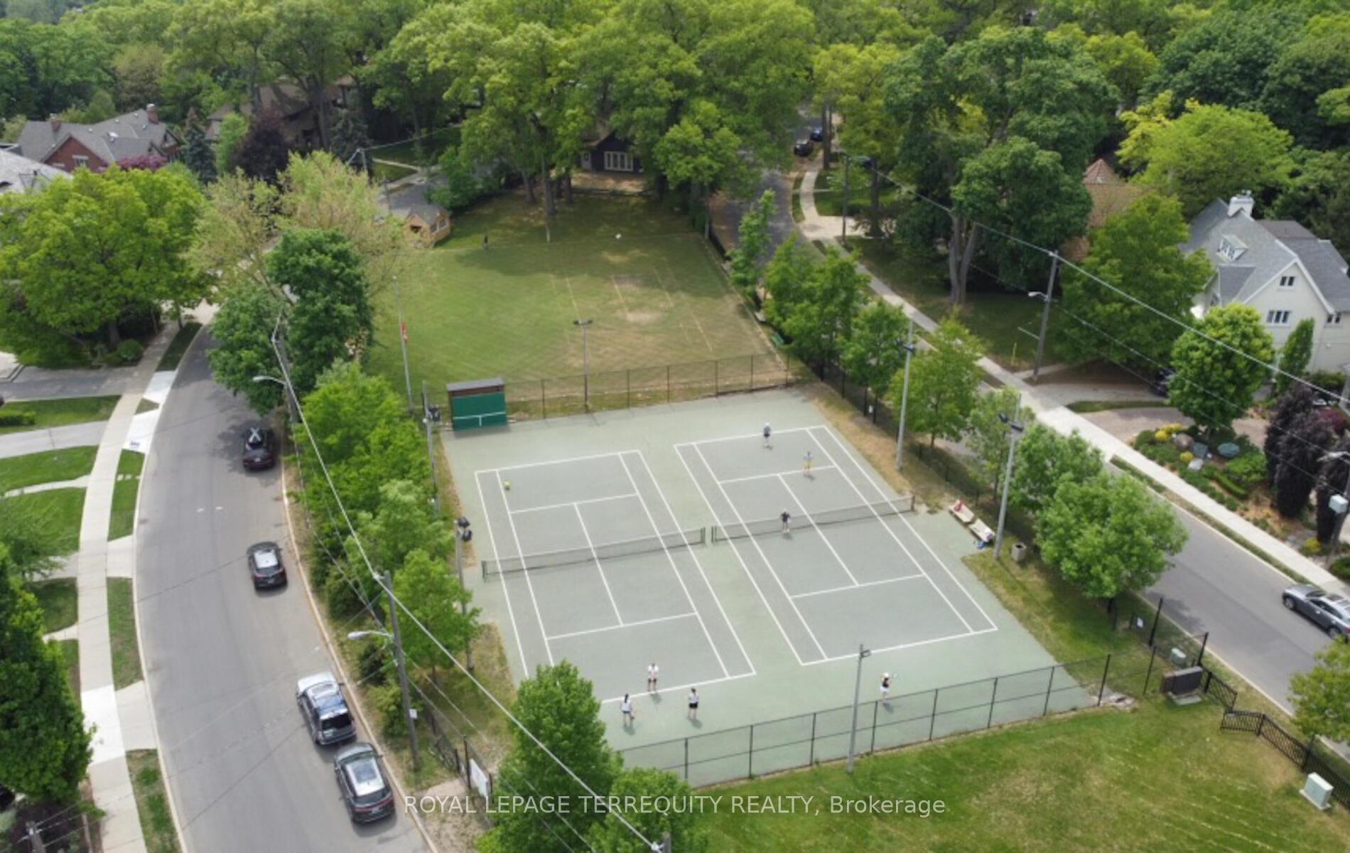 59 Baby Point Road, Toronto, ON M6S 2G4