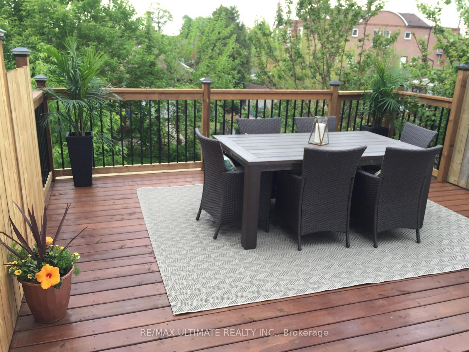 59 Cameron Avenue, Toronto, ON M6M 1R1