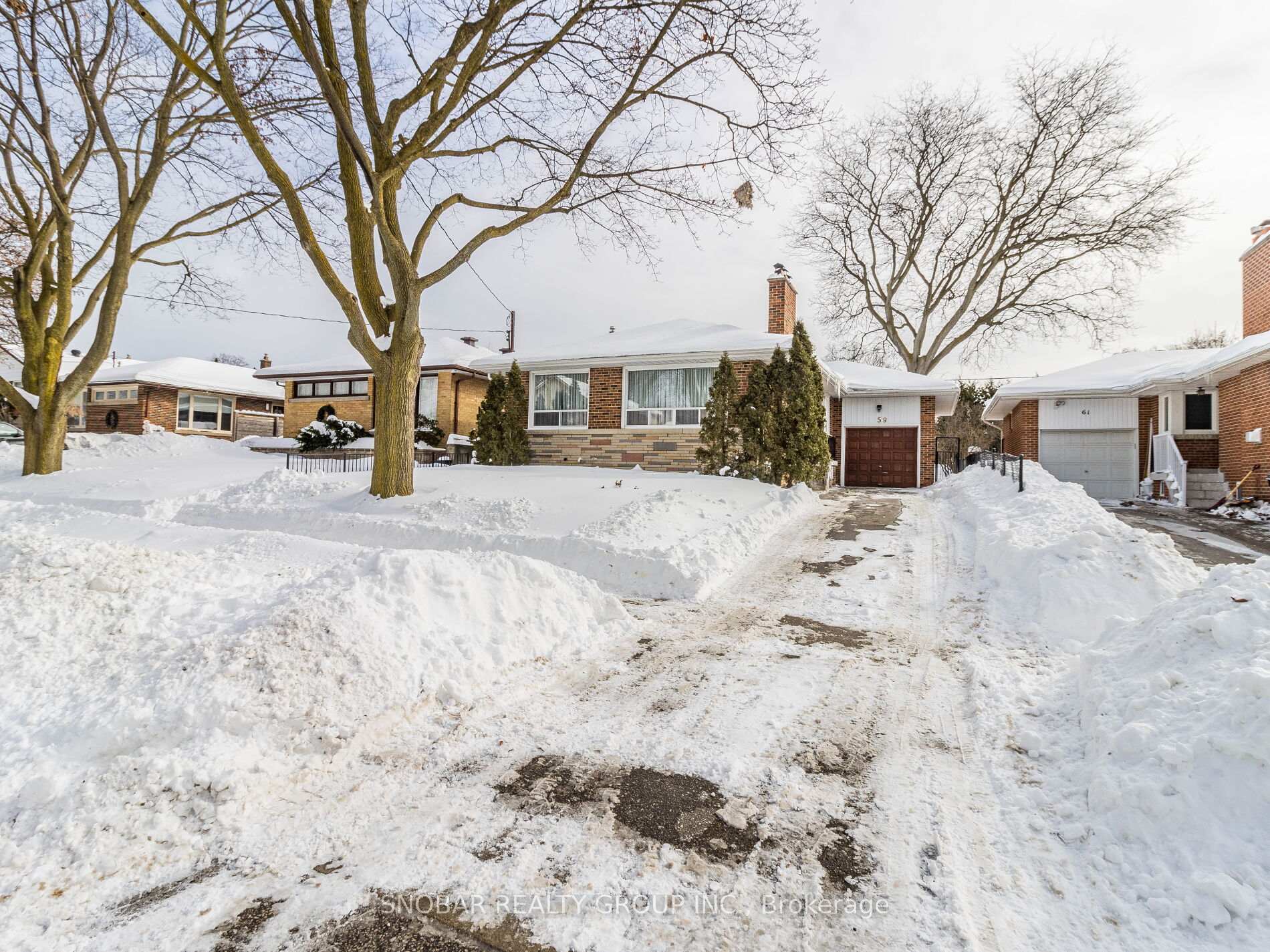 59 Saskatoon Drive, Toronto, ON M9P 2G1